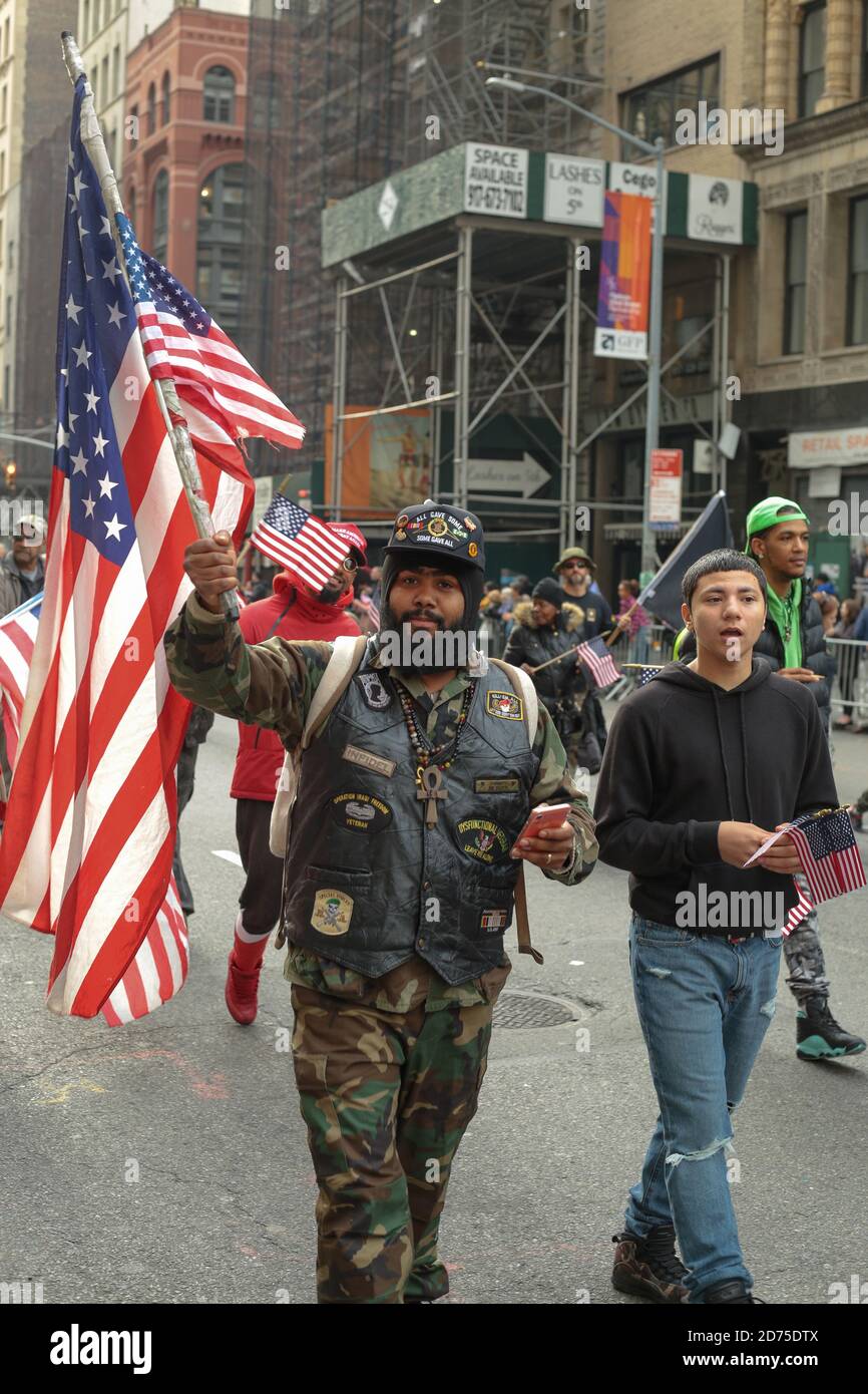 Photos during veterans day parade in New York City Stock Photo - Alamy
