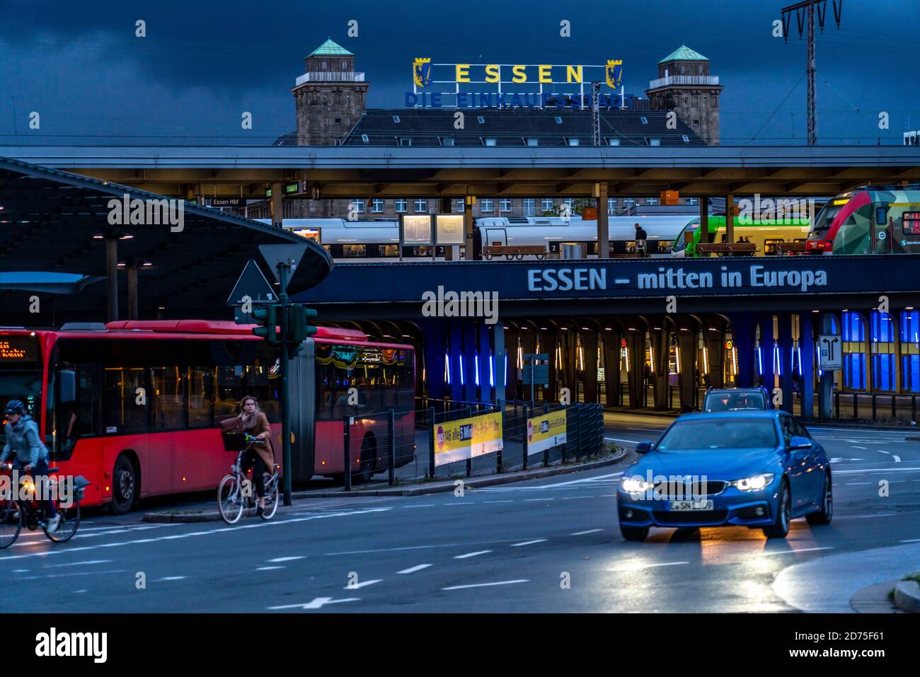 The central station in Essen, Europaplatz, an der Freiheit, Handelshof ...
