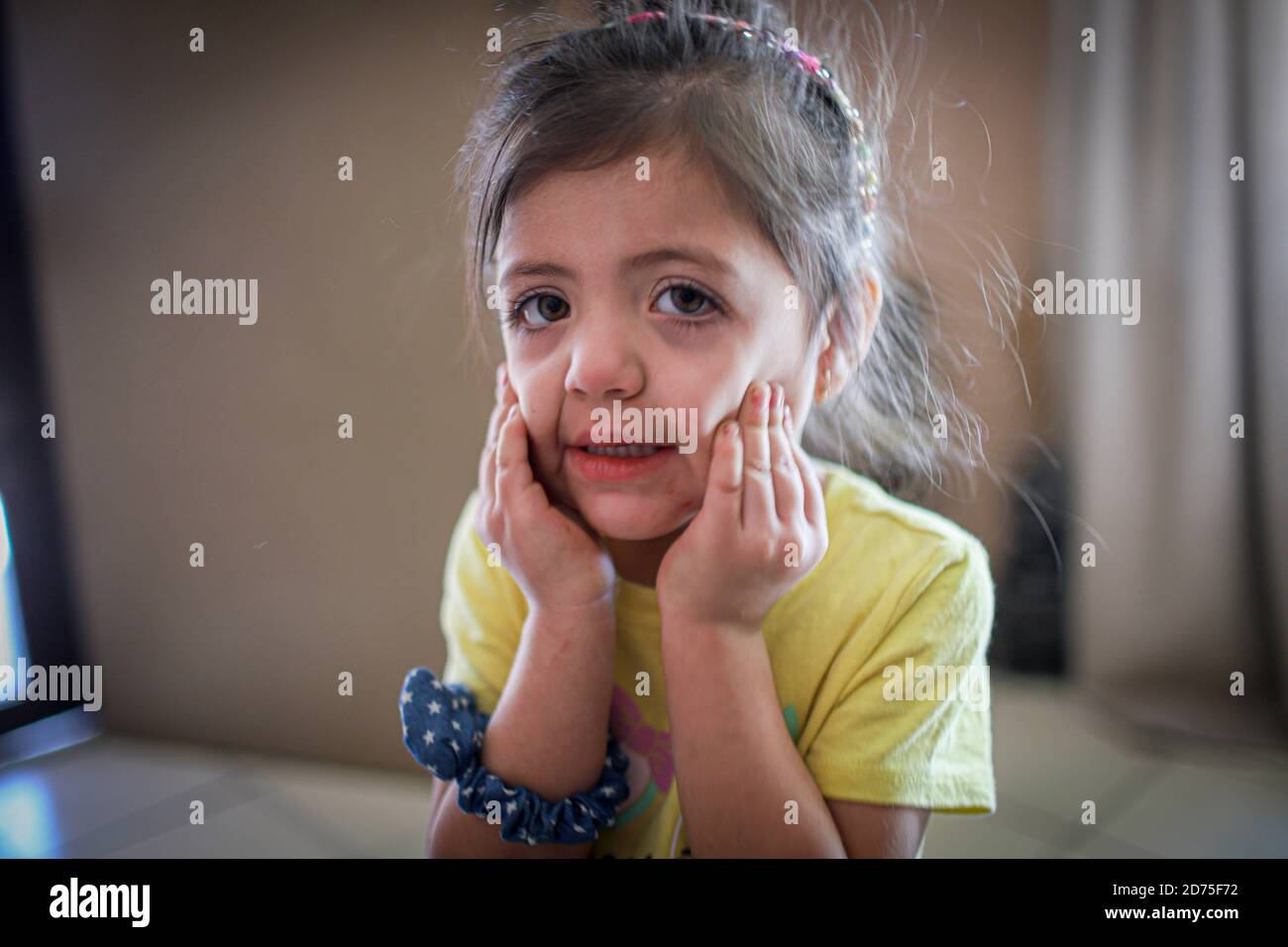 Girl, childish face, look, face, cheeks childhood in the village of ...