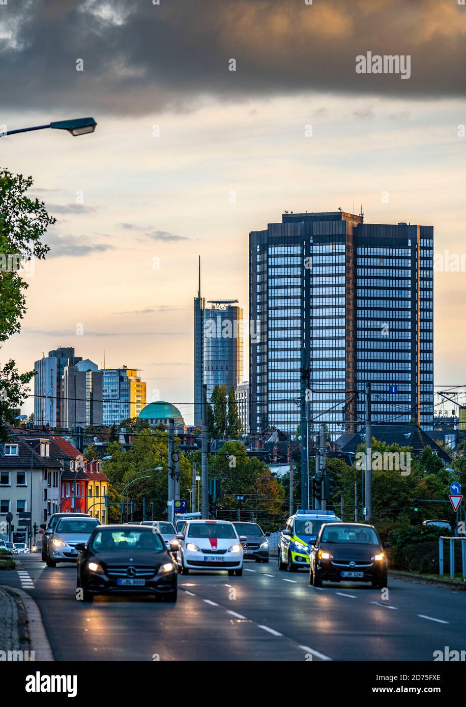 Skyline of Essen city centre, city hall, RWE tower, dome of the old ...