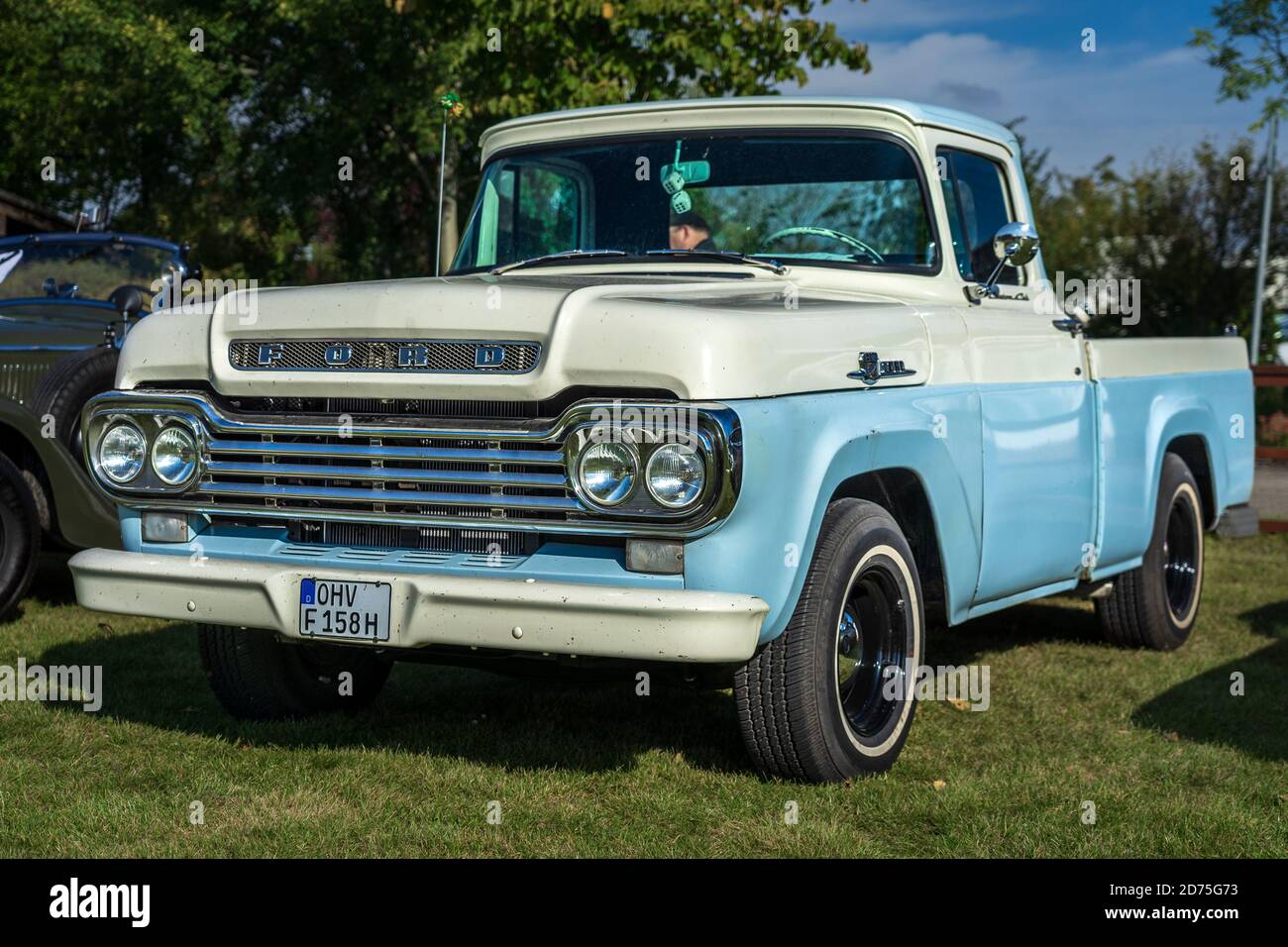Custom Cabs For Trucks