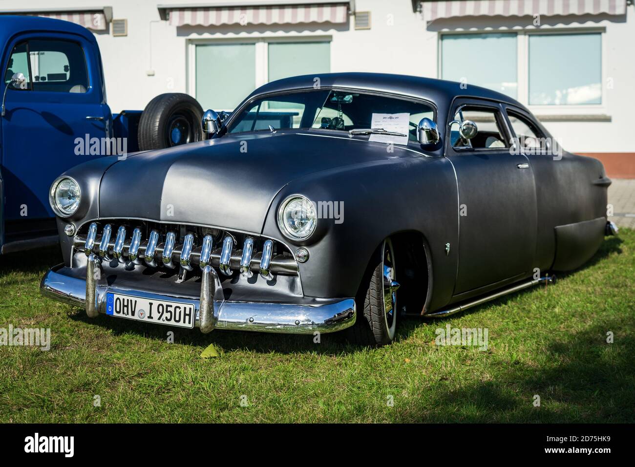 1950 ford custom automobile hi-res stock photography and images - Alamy