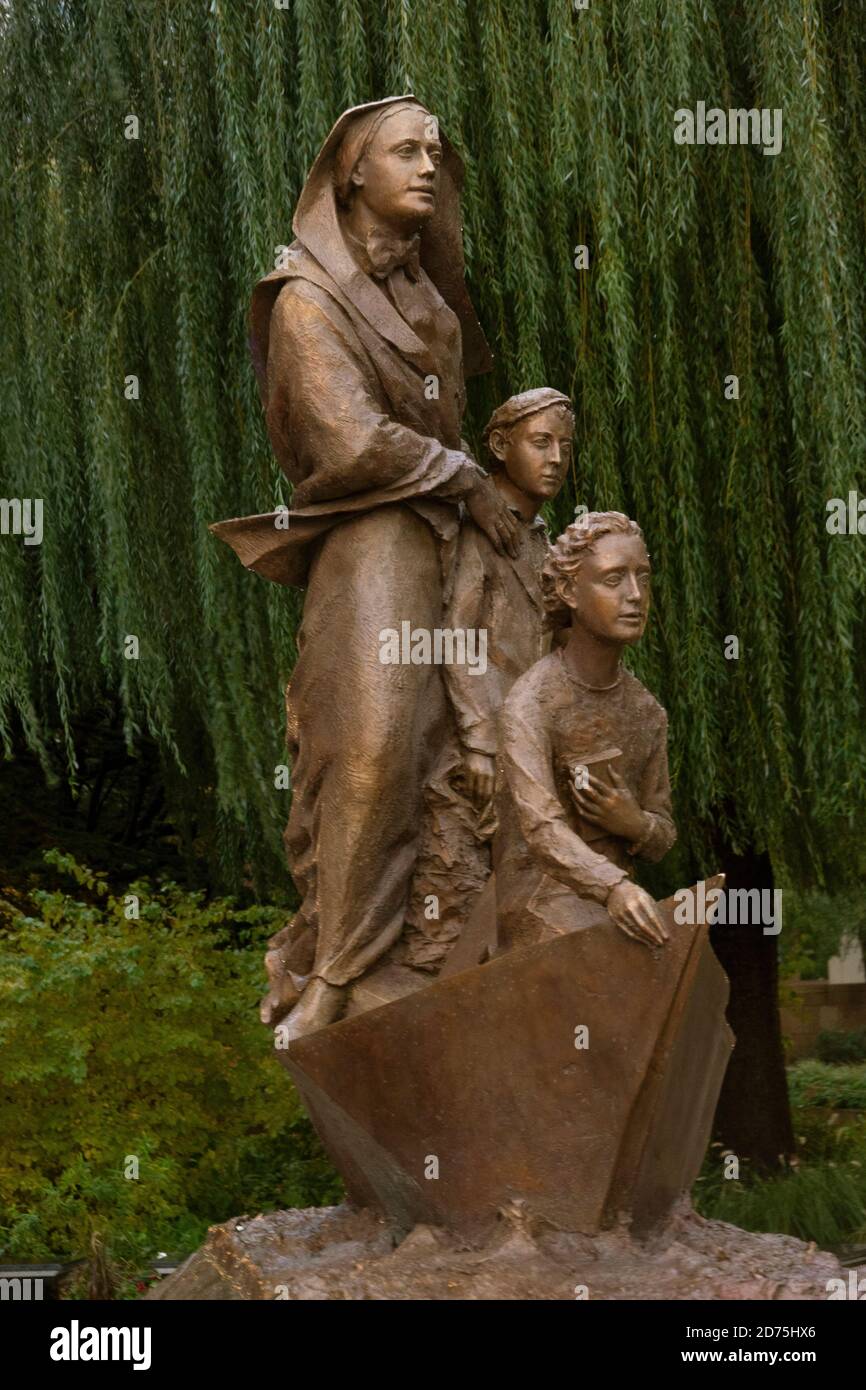 Mother Cabrini Memorial statue in Battery Park City Manhattan NYC Stock ...
