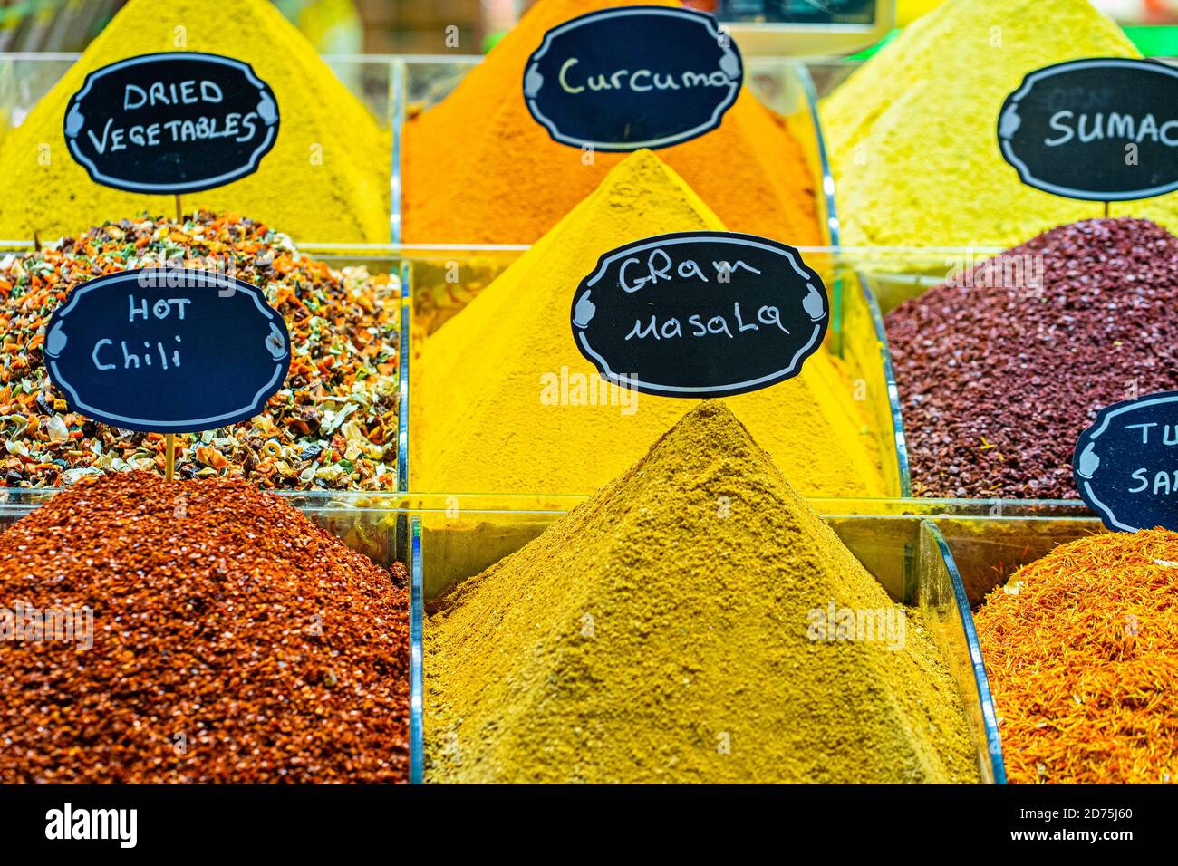 Various bright colored powder spices on market in Istanbul, Turkey ...