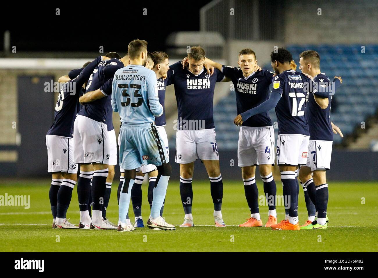 London, UK. 20th Oct, 2020. Millwall FC huddle pre-match during the Sky ...