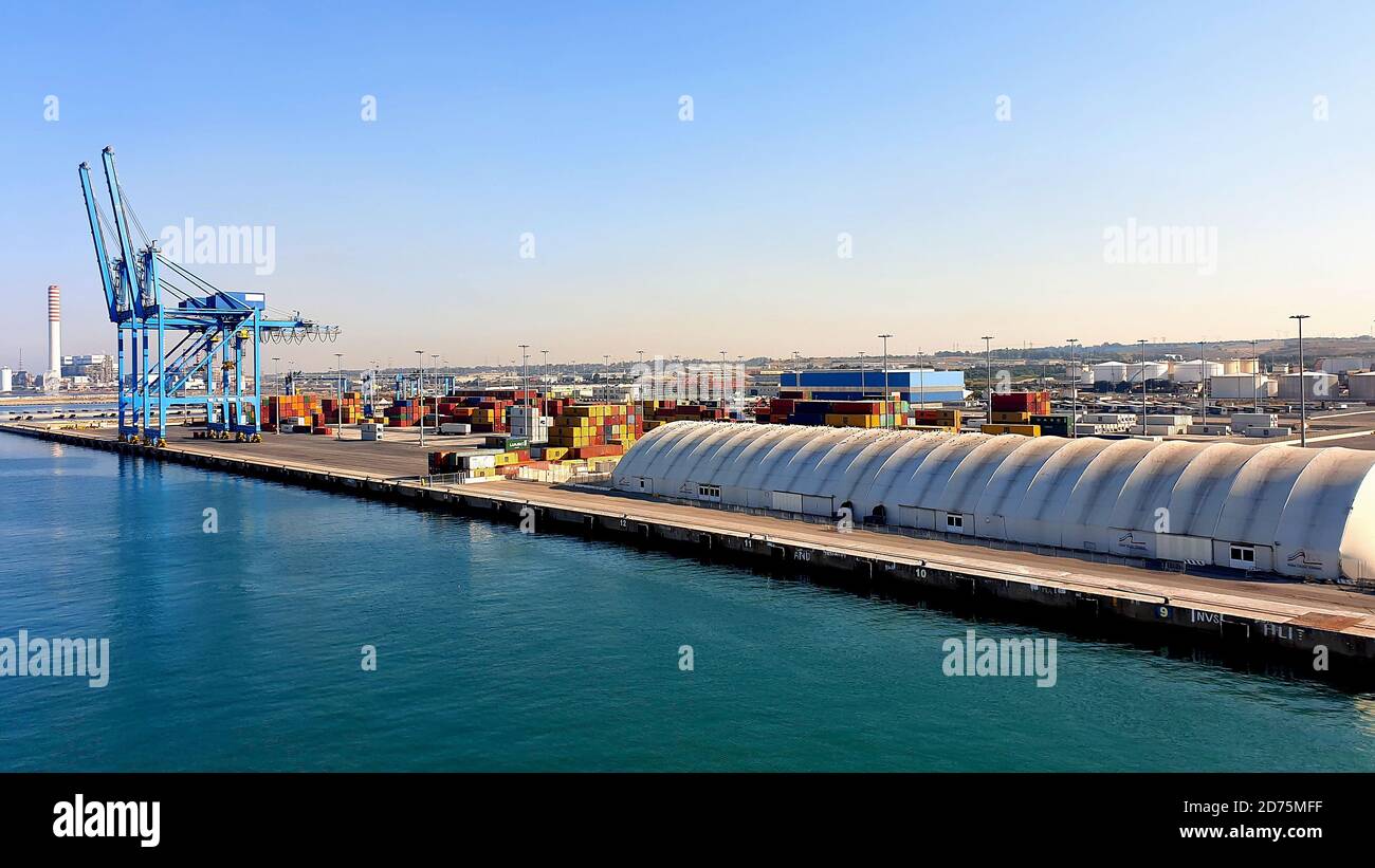 A view of a cargo area in an industrial port Stock Photo - Alamy