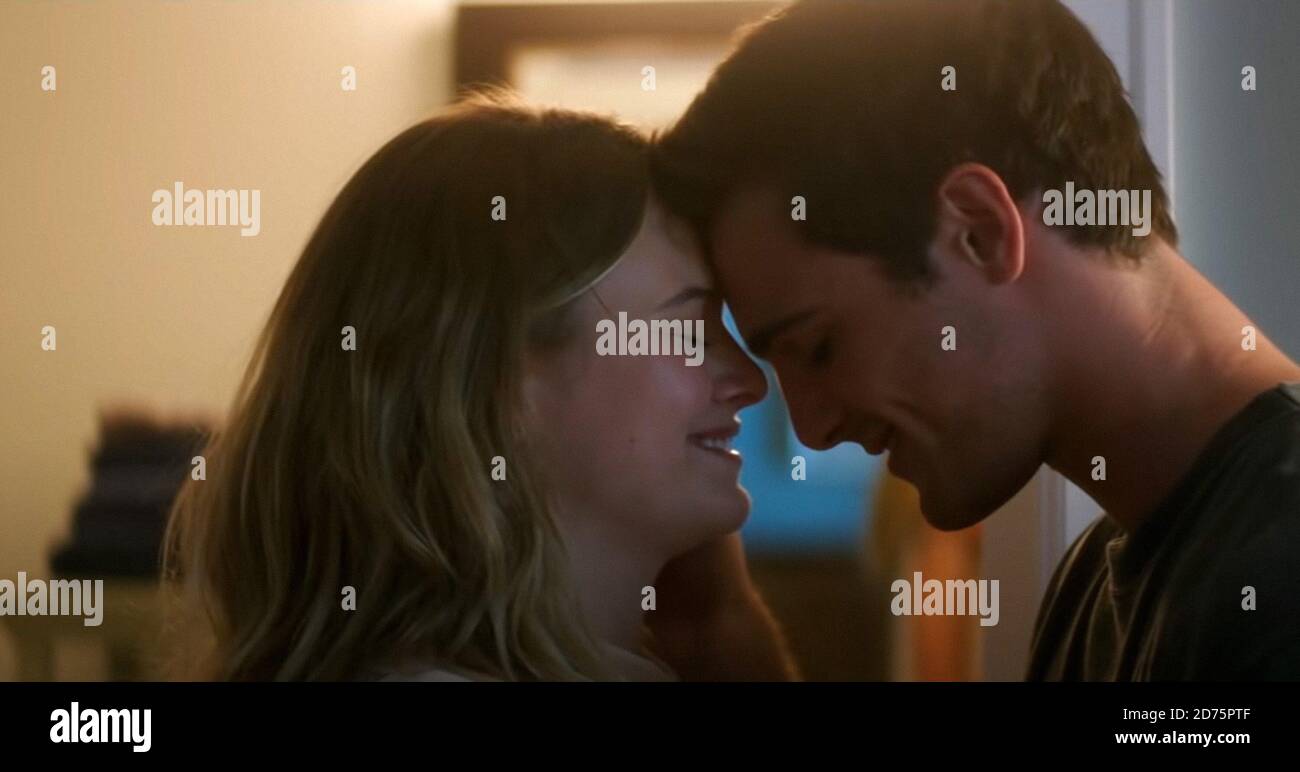 2 HEARTS, from left: Tiera Skovbye, Jacob Elordi, 2020. © Freestyle ...