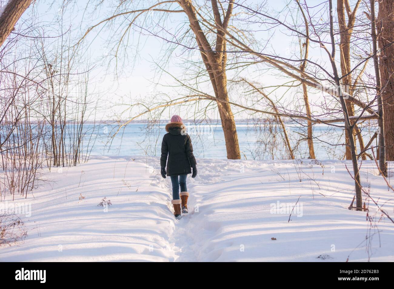 Down coat hi-res stock photography and images - Alamy