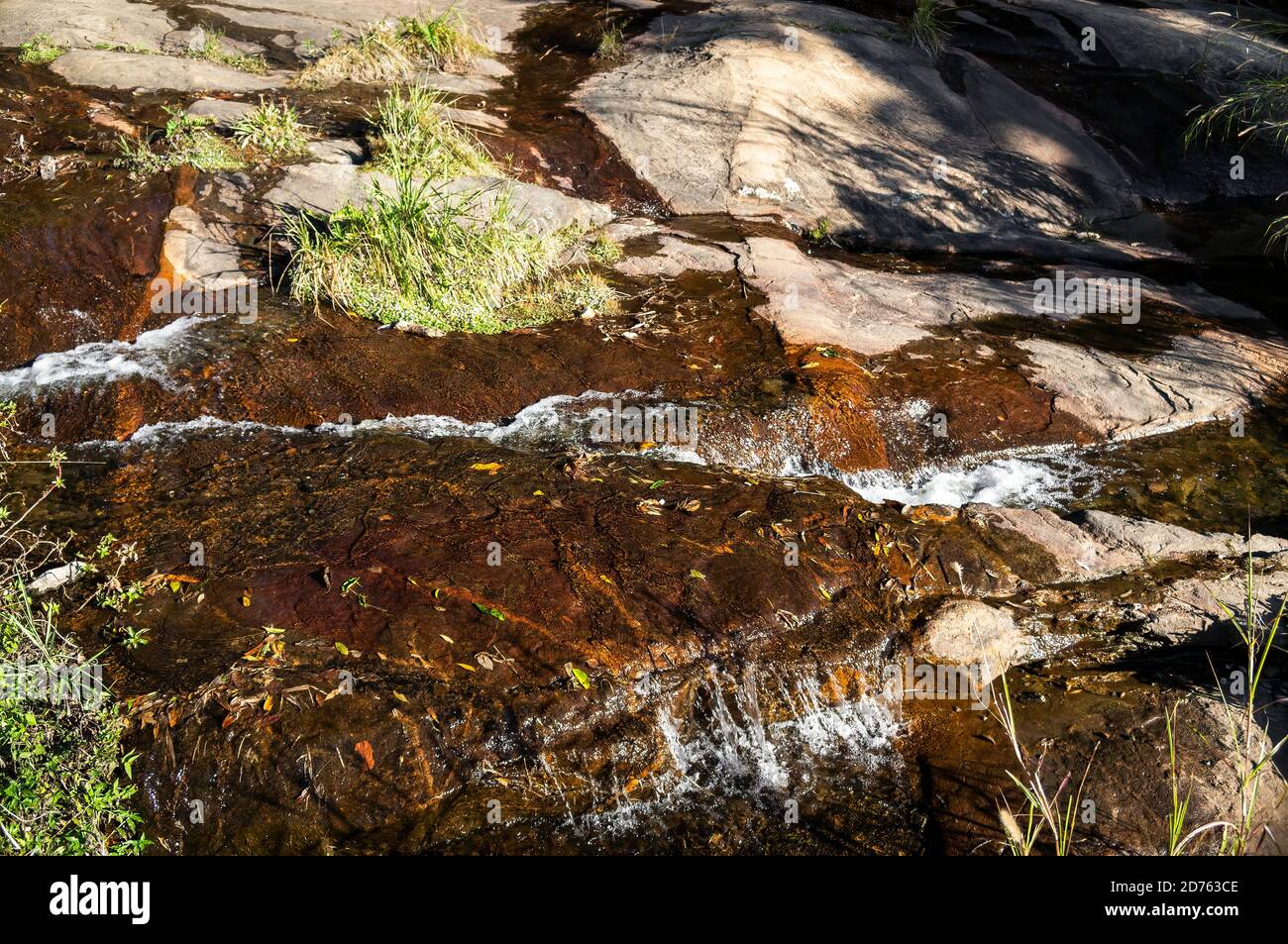 Water dripping rock hi-res stock photography and images - Alamy