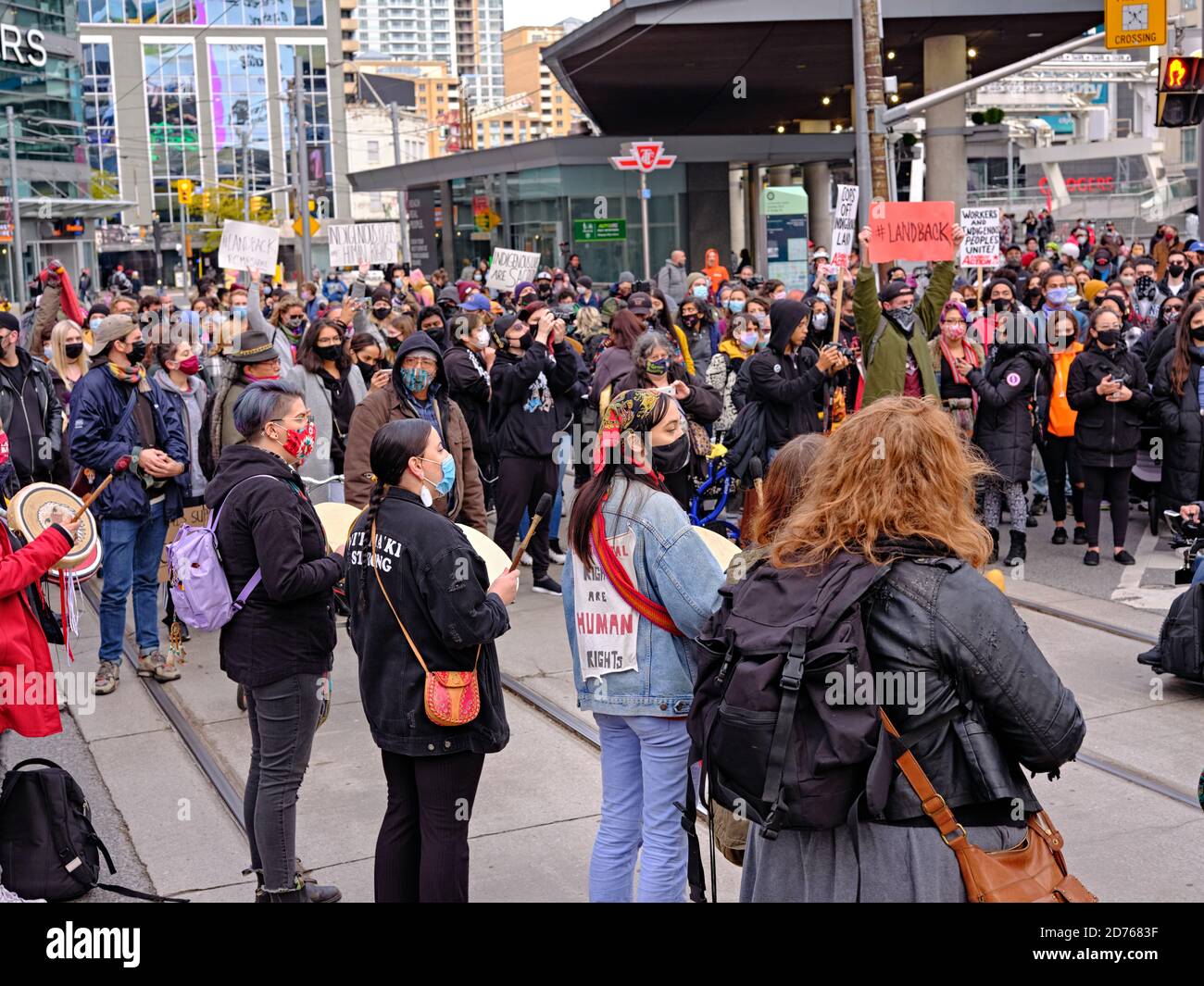 Atlantic Canada native Mikmaq fishers protest in Toronto Stock Photo ...