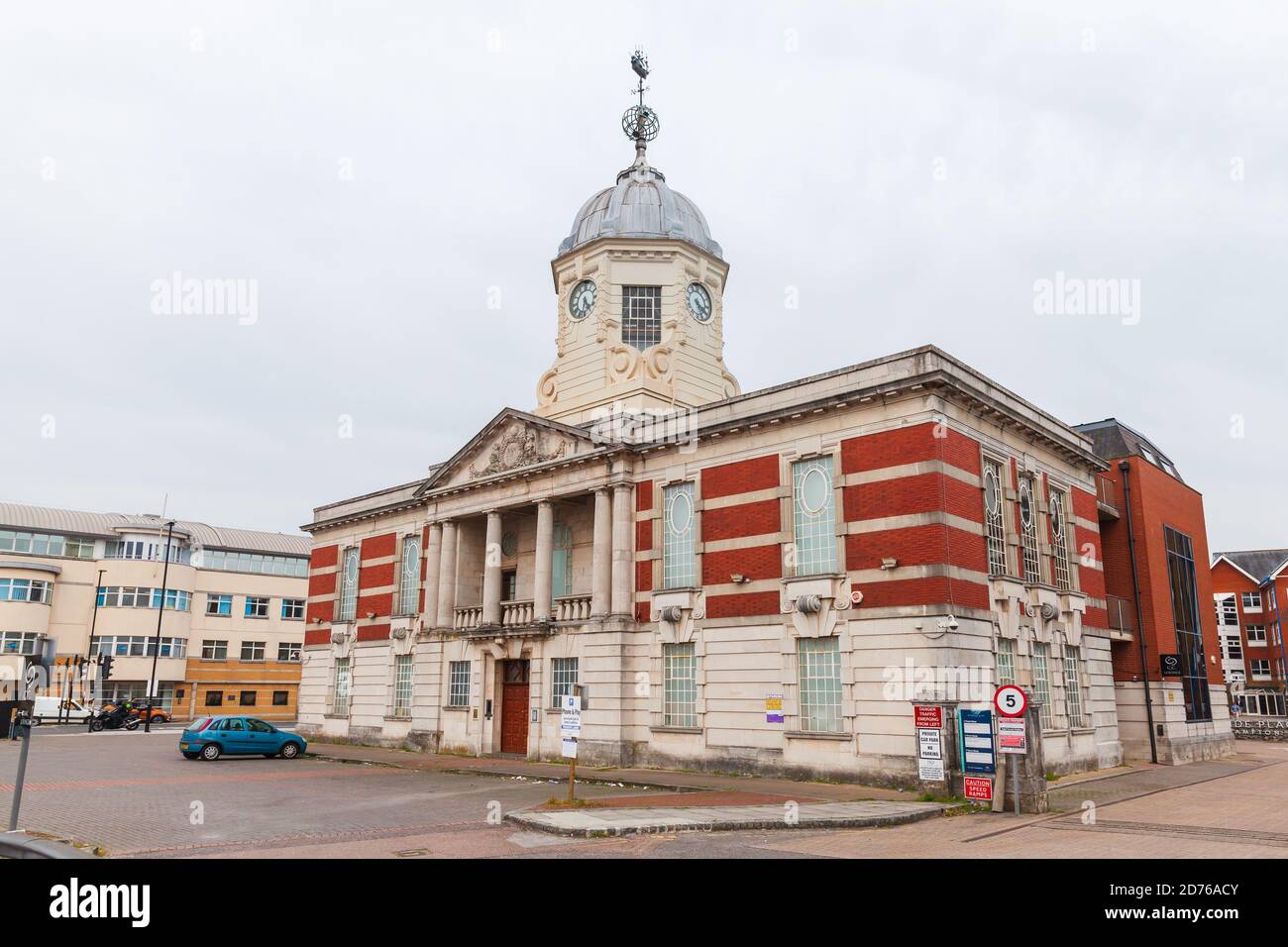 Southampton, United Kingdom - April 24, 2019: Old house with Ship ...