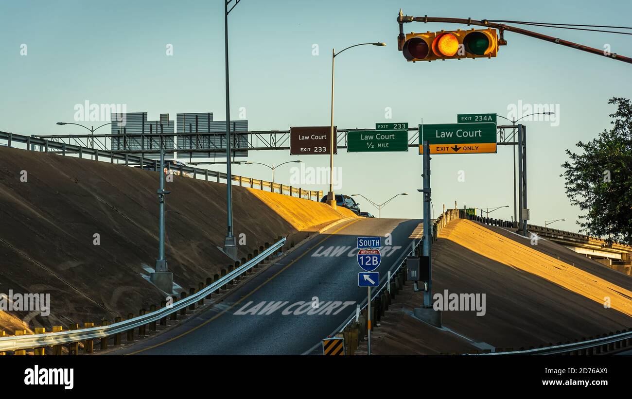 Street Sign the Direction Way to Law Court Stock Photo - Alamy