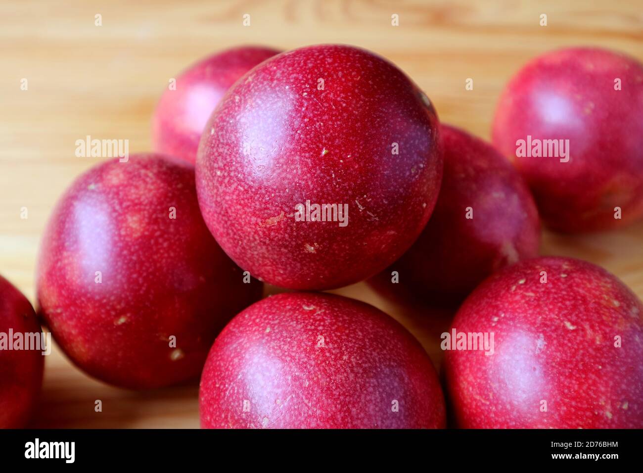 Ripe passion fruits hi-res stock photography and images - Alamy
