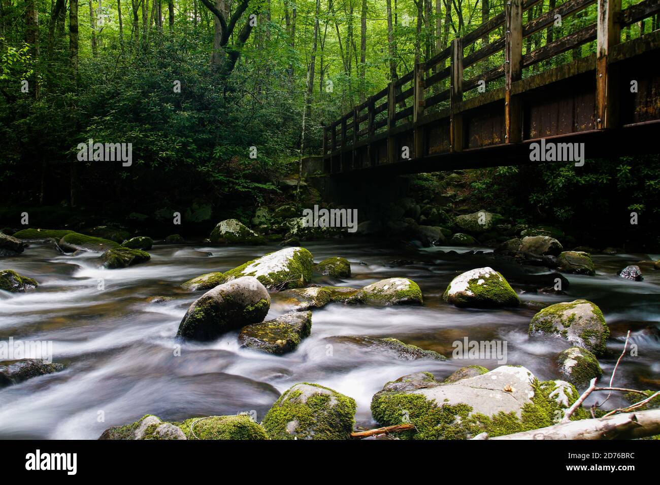 Water under a bridge hi-res stock photography and images - Alamy