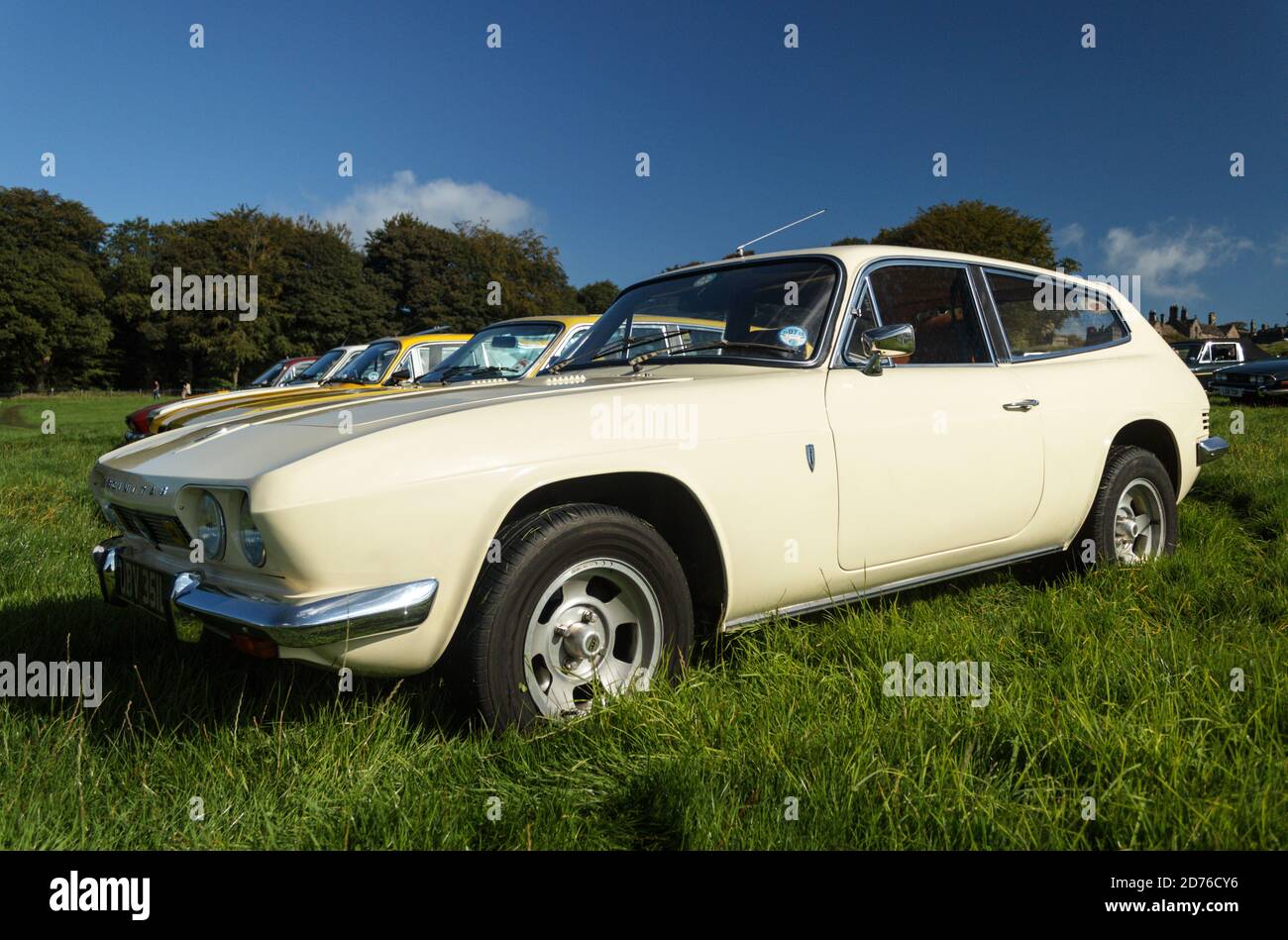 Reliant scimitar car hi-res stock photography and images - Alamy