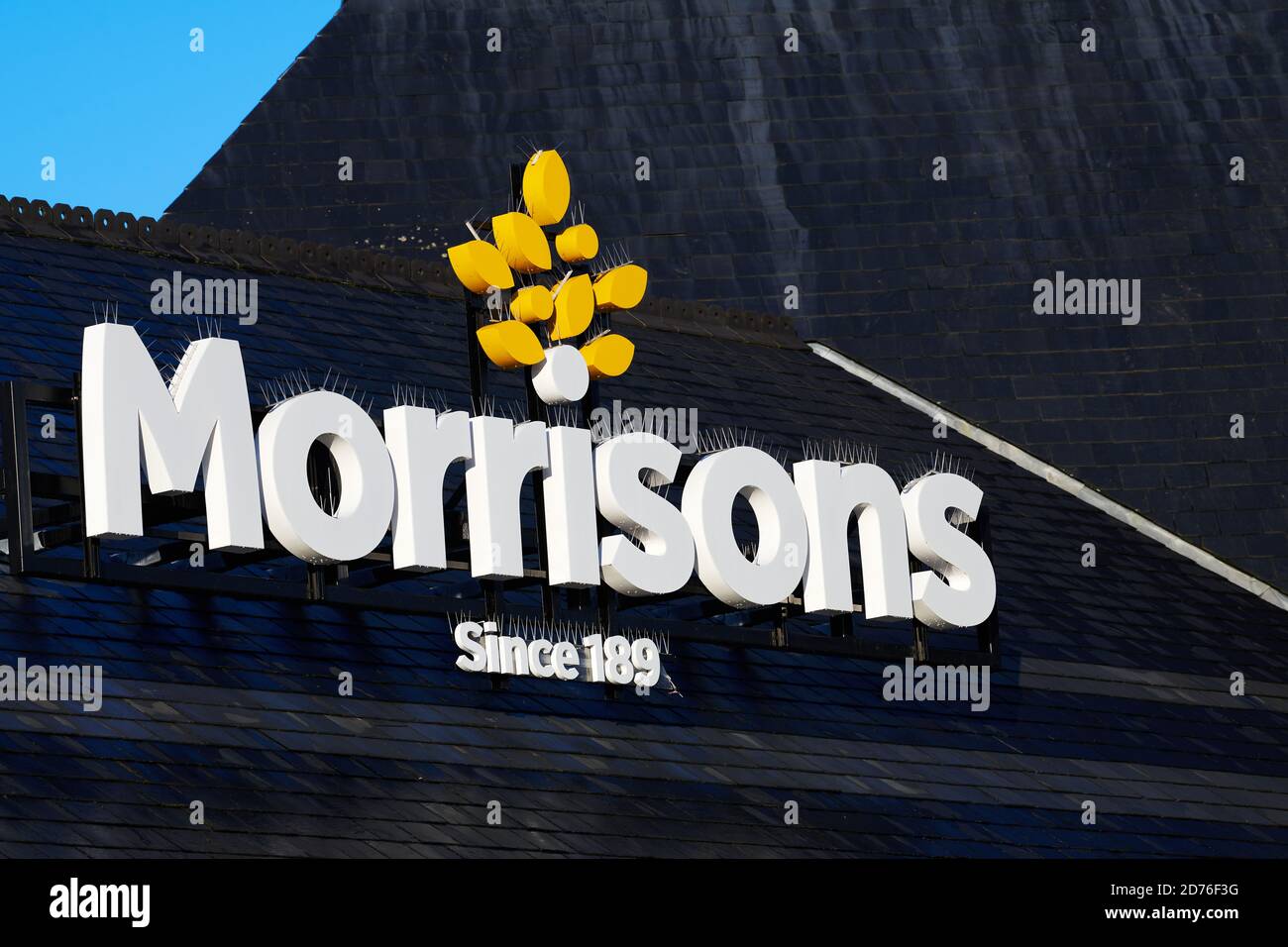 Morrisons supermarket logo hi-res stock photography and images - Alamy