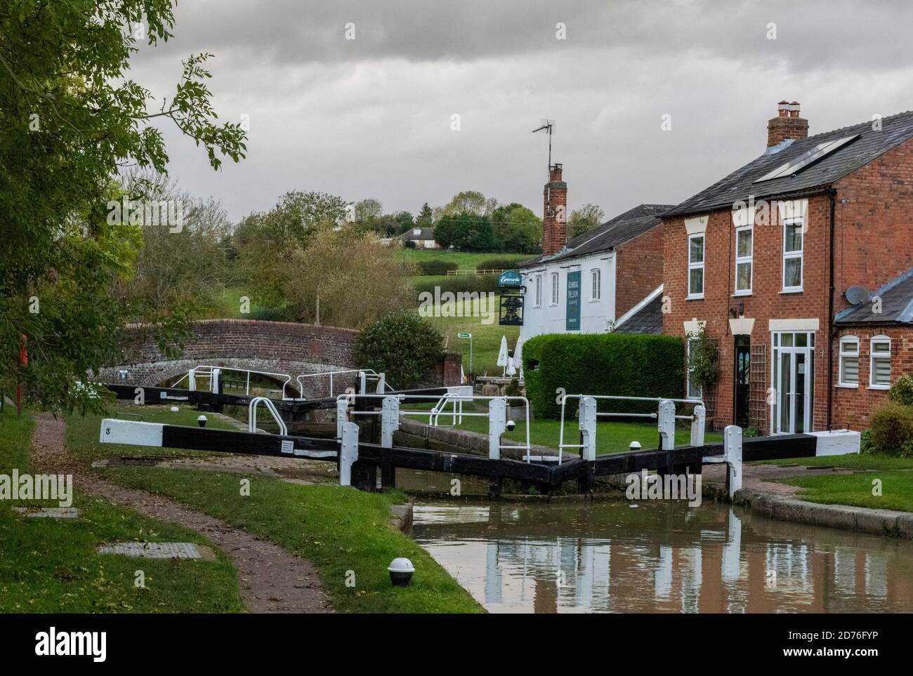 locks on the grand union canal at braunston near daventry ...