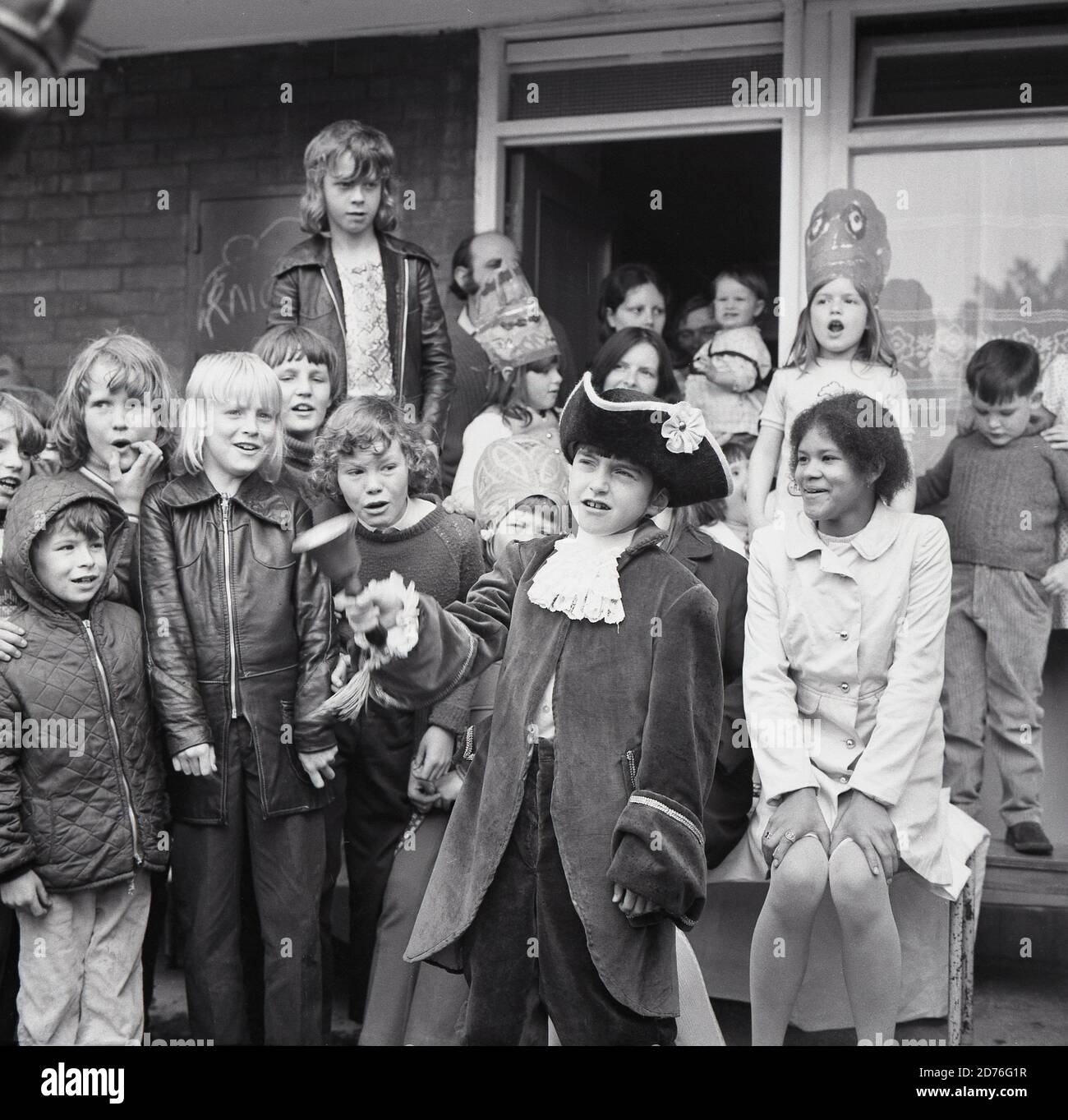 Boy group 1970's hi-res stock photography and images - Alamy