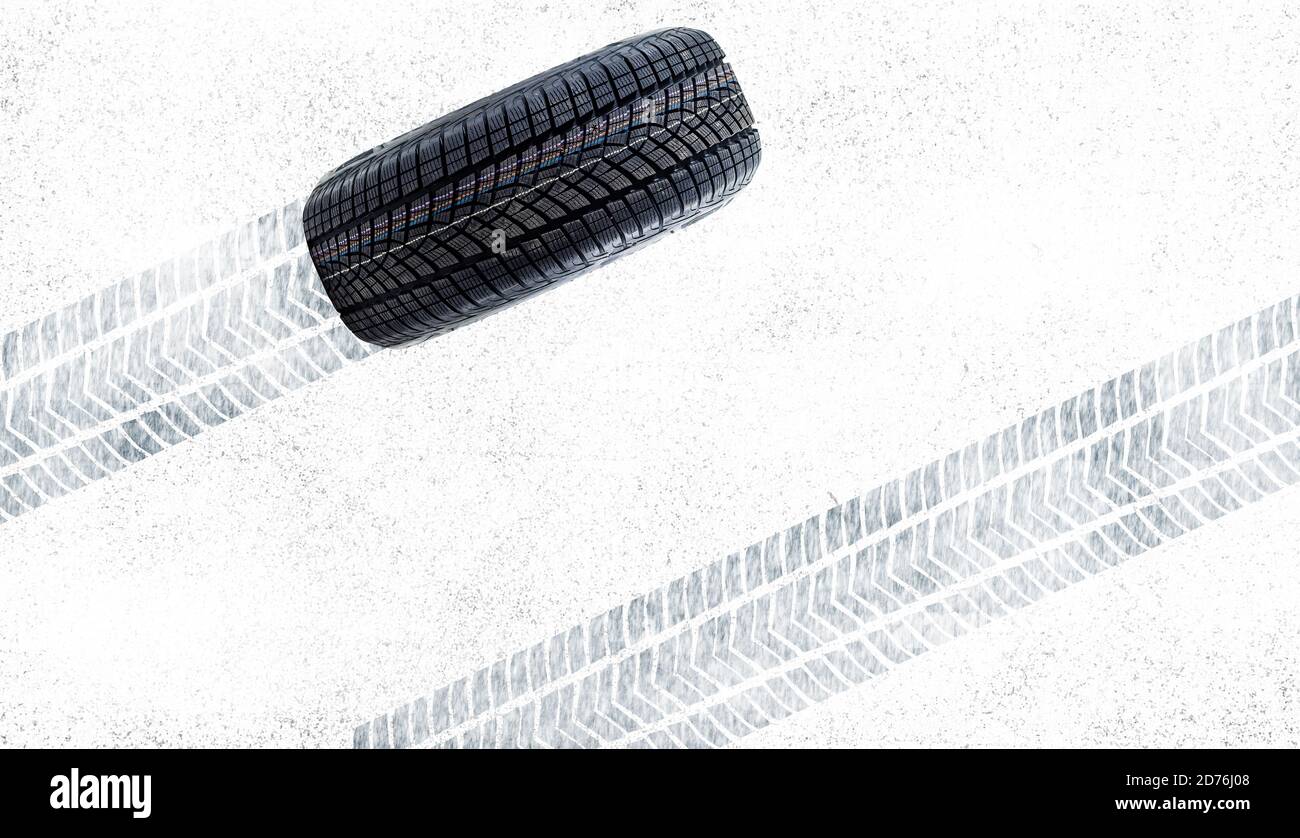 Winter Tires Tire tracks in the fresh snow Stock Photo - Alamy