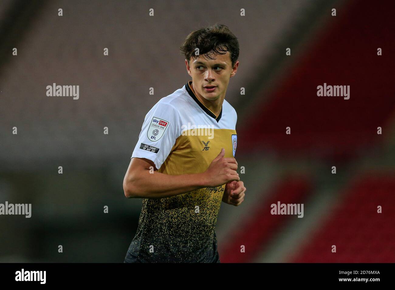 Perry Ng (2) of Crewe Alexandra in action Stock Photo - Alamy