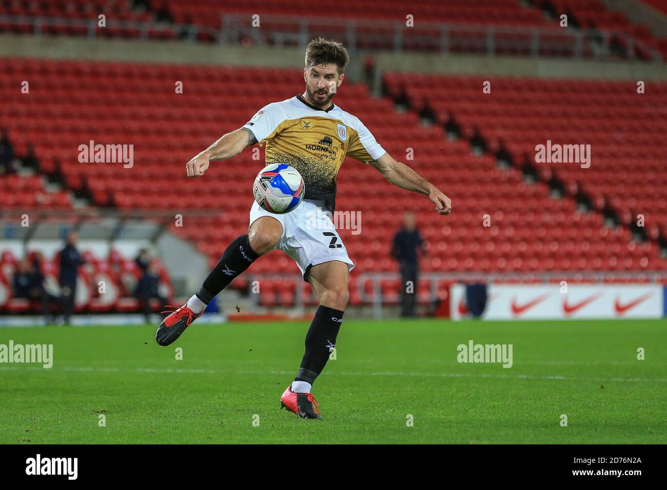Luke Murphy (28) of Crewe Alexandra in action Stock Photo - Alamy