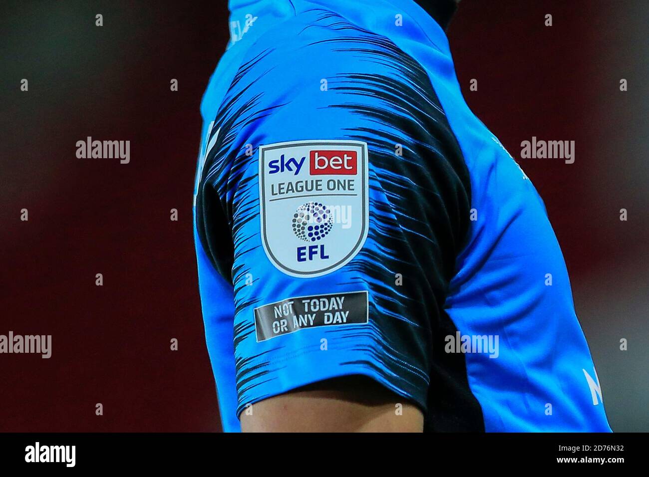 Sunderland football badge hi-res stock photography and images - Alamy