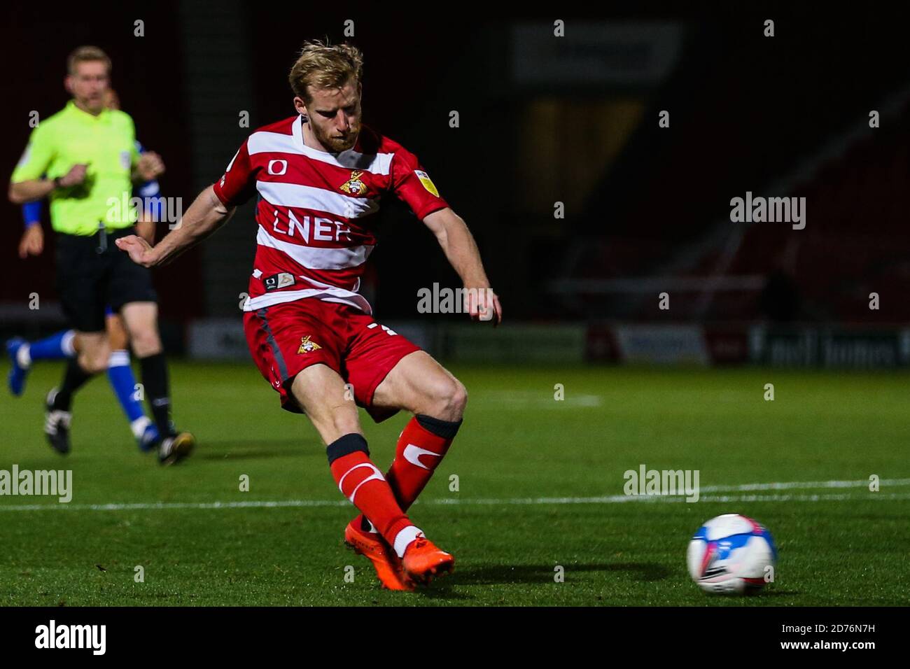 Josh Sims (20) of Doncaster Rovers shoots on goal Stock Photo - Alamy