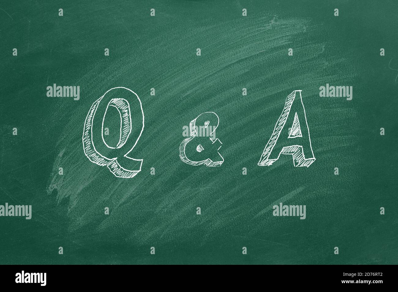 Hand drawing text "Q & A" on green chalkboard Stock Photo - Alamy