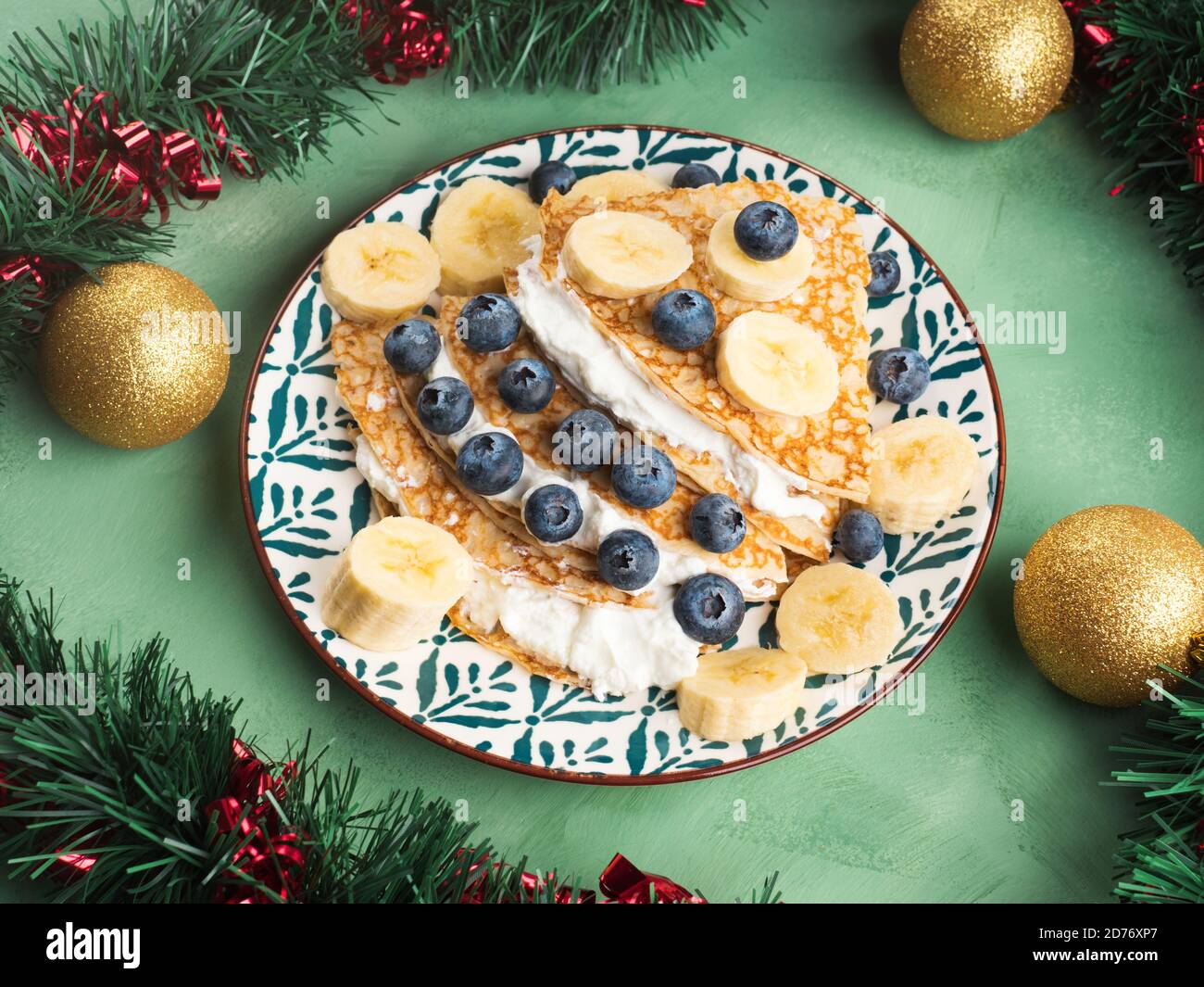 Christmas crepes hi-res stock photography and images - Alamy