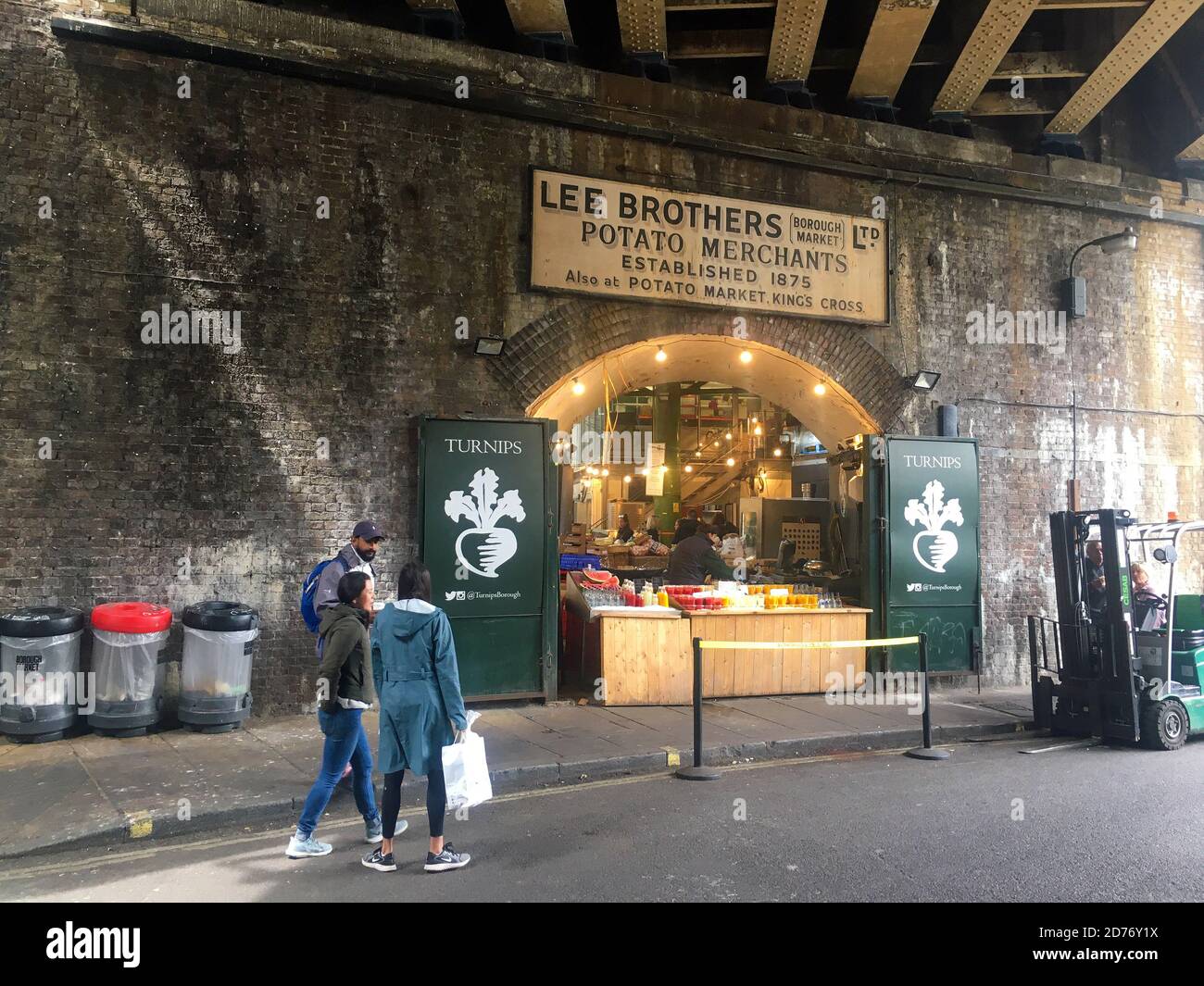 Potato Merchants at Borough Market Stock Photo - Alamy