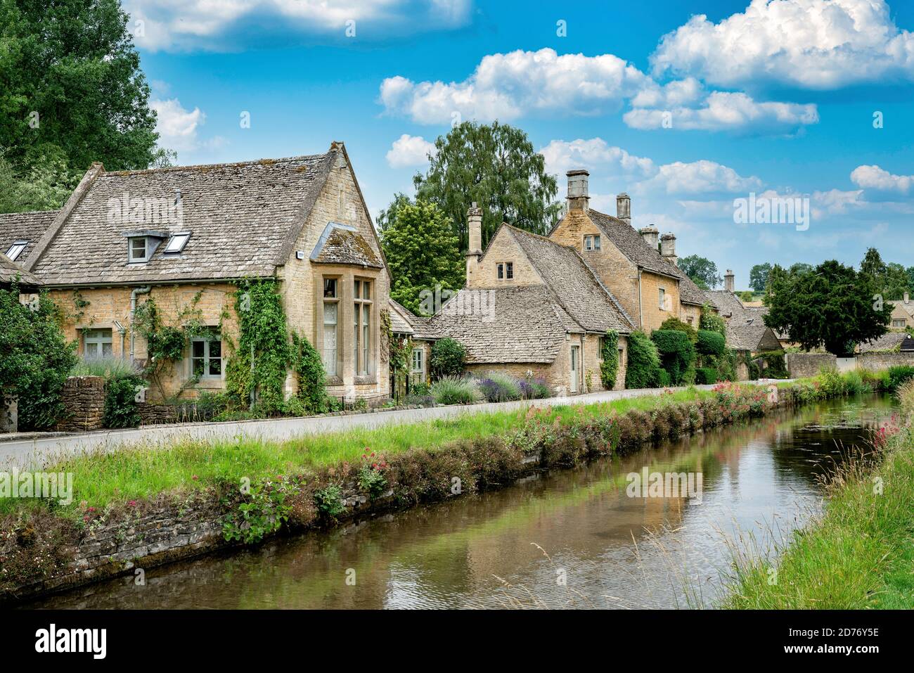 Visit cotswolds hi-res stock photography and images - Alamy