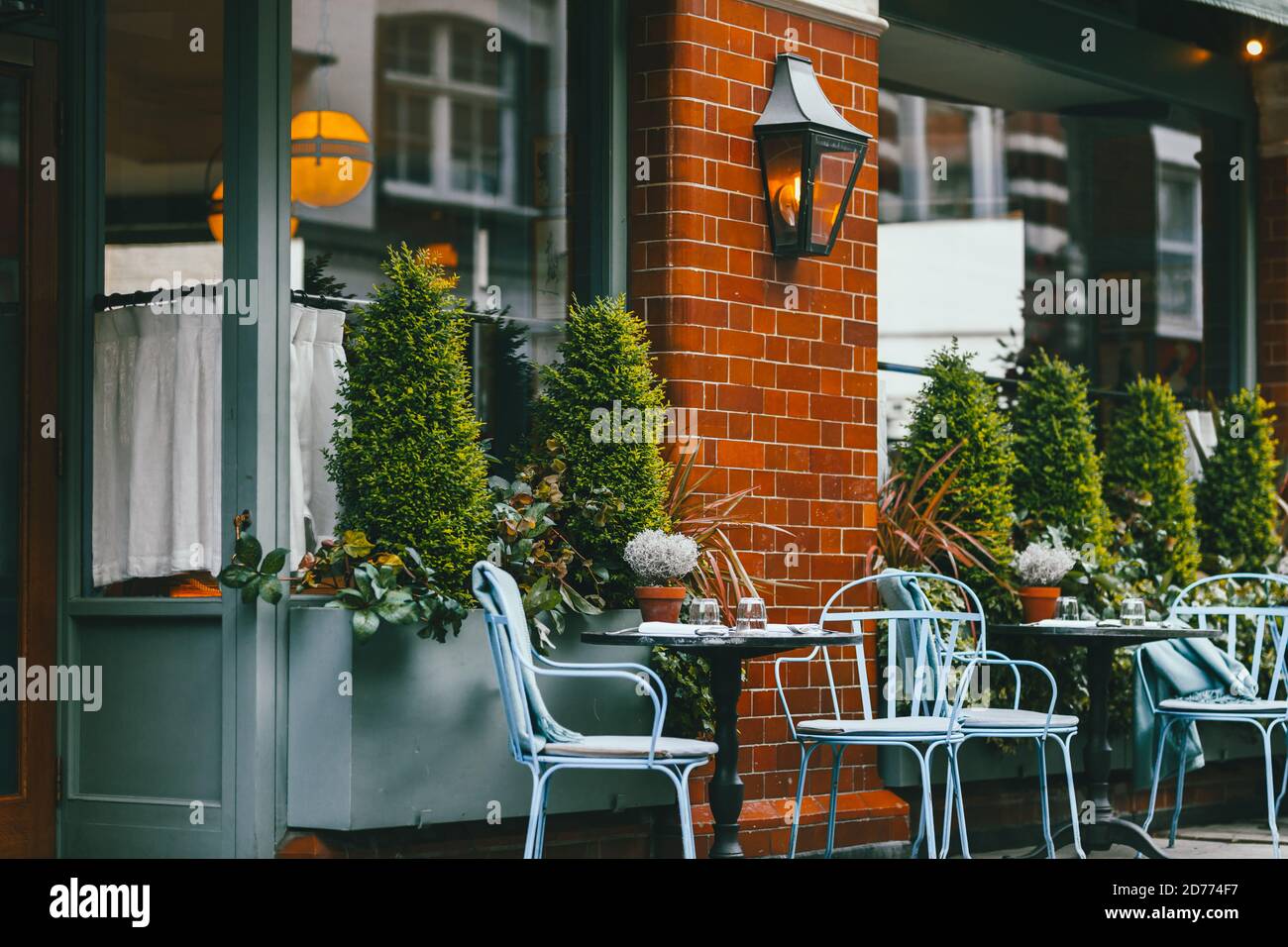 Blank street coffee london hi-res stock photography and images - Alamy