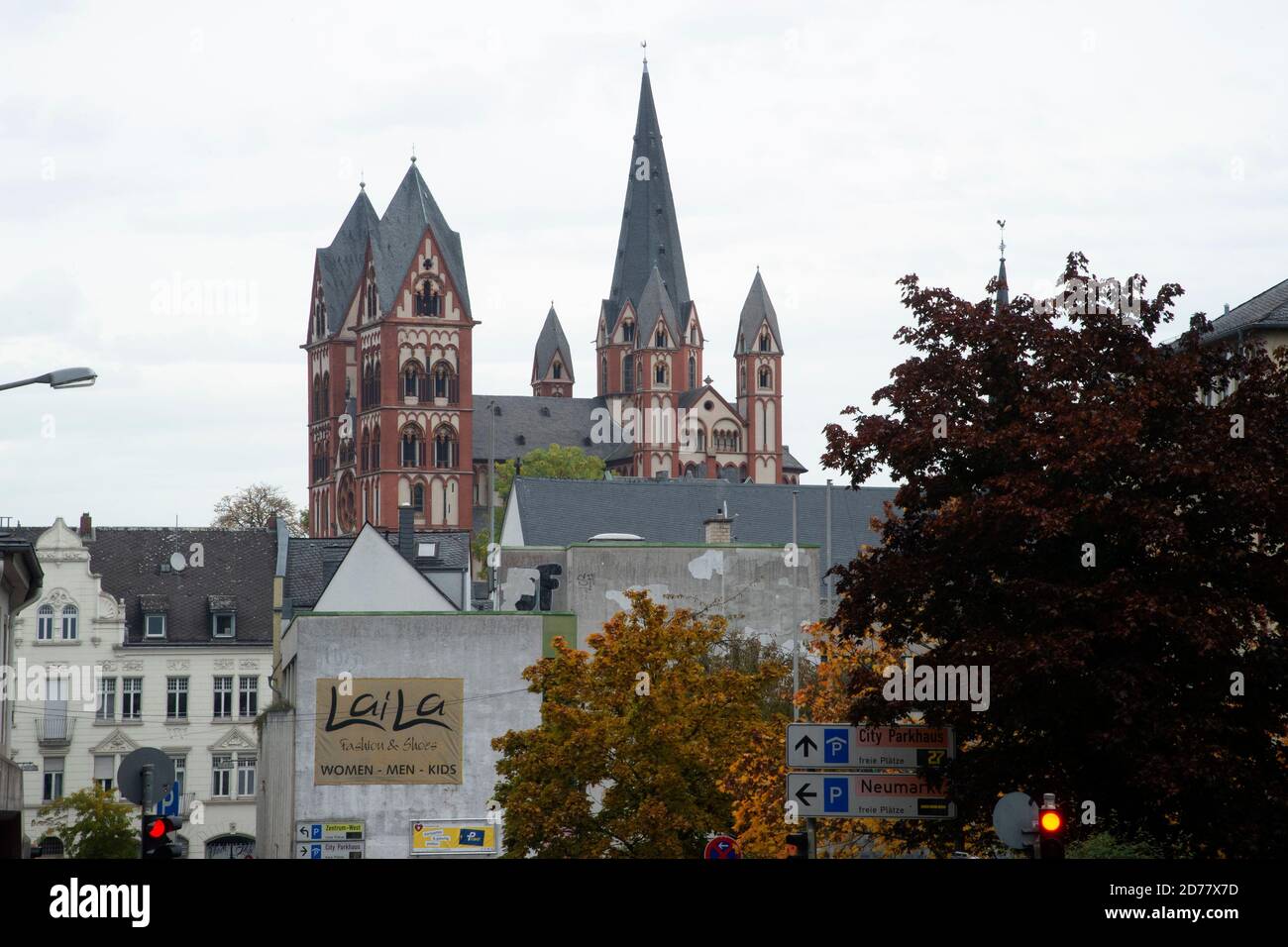 Limburg, Deutschland. 20th Oct, 2020. City view of Limburg, skyline ...