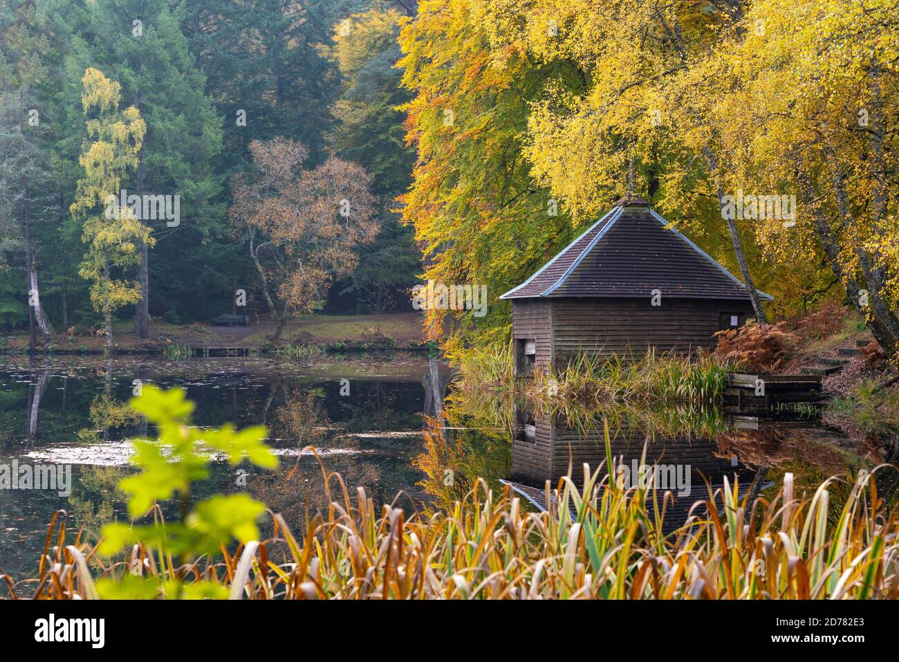 Loch dunmore boathouse hi-res stock photography and images - Alamy