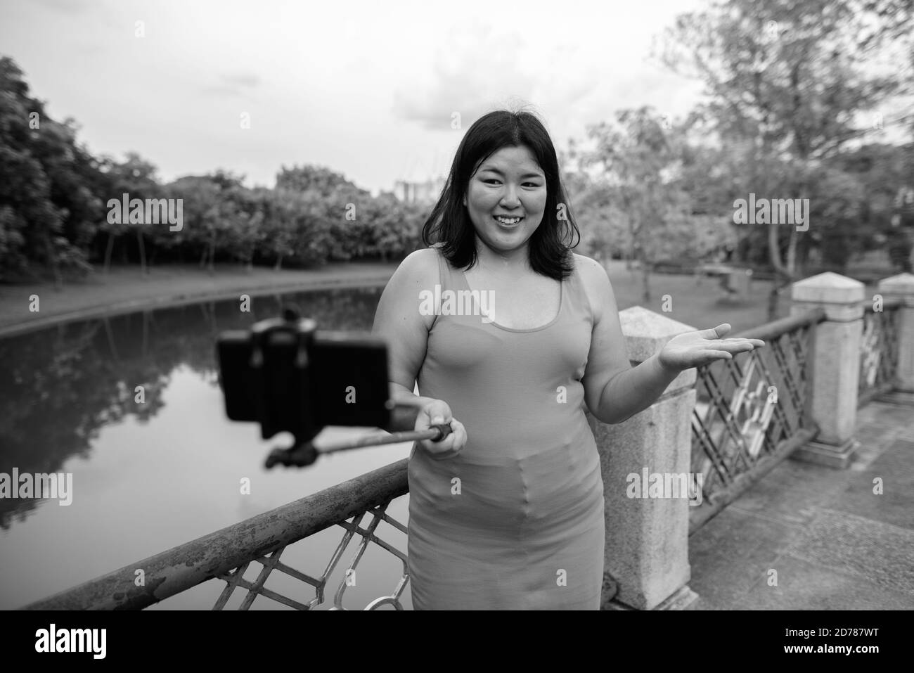 Beautiful female in the city hi-res stock photography and images - Alamy