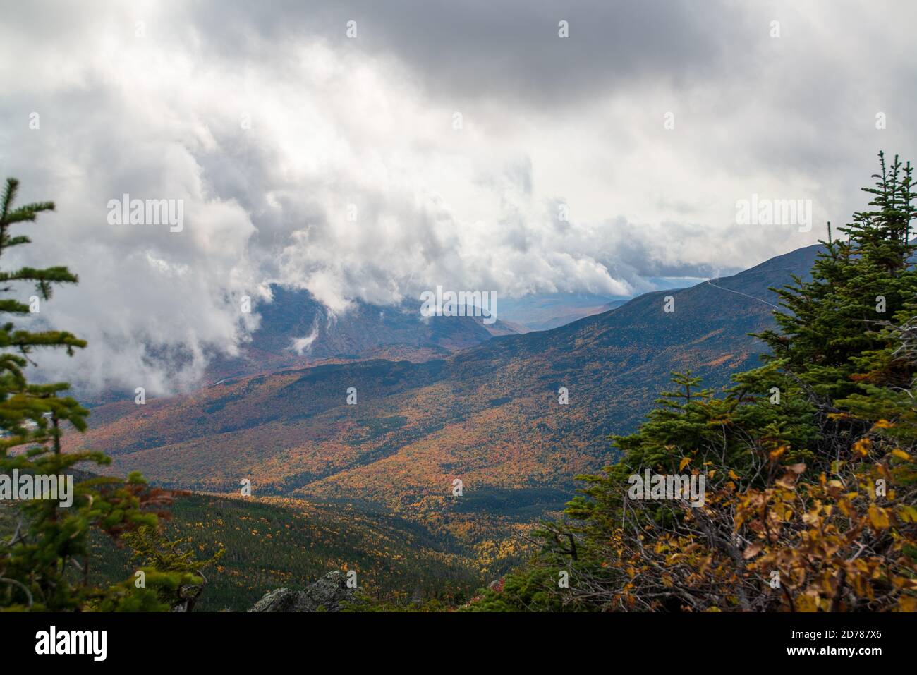 Fall Hikes In New England Stock Photo - Alamy