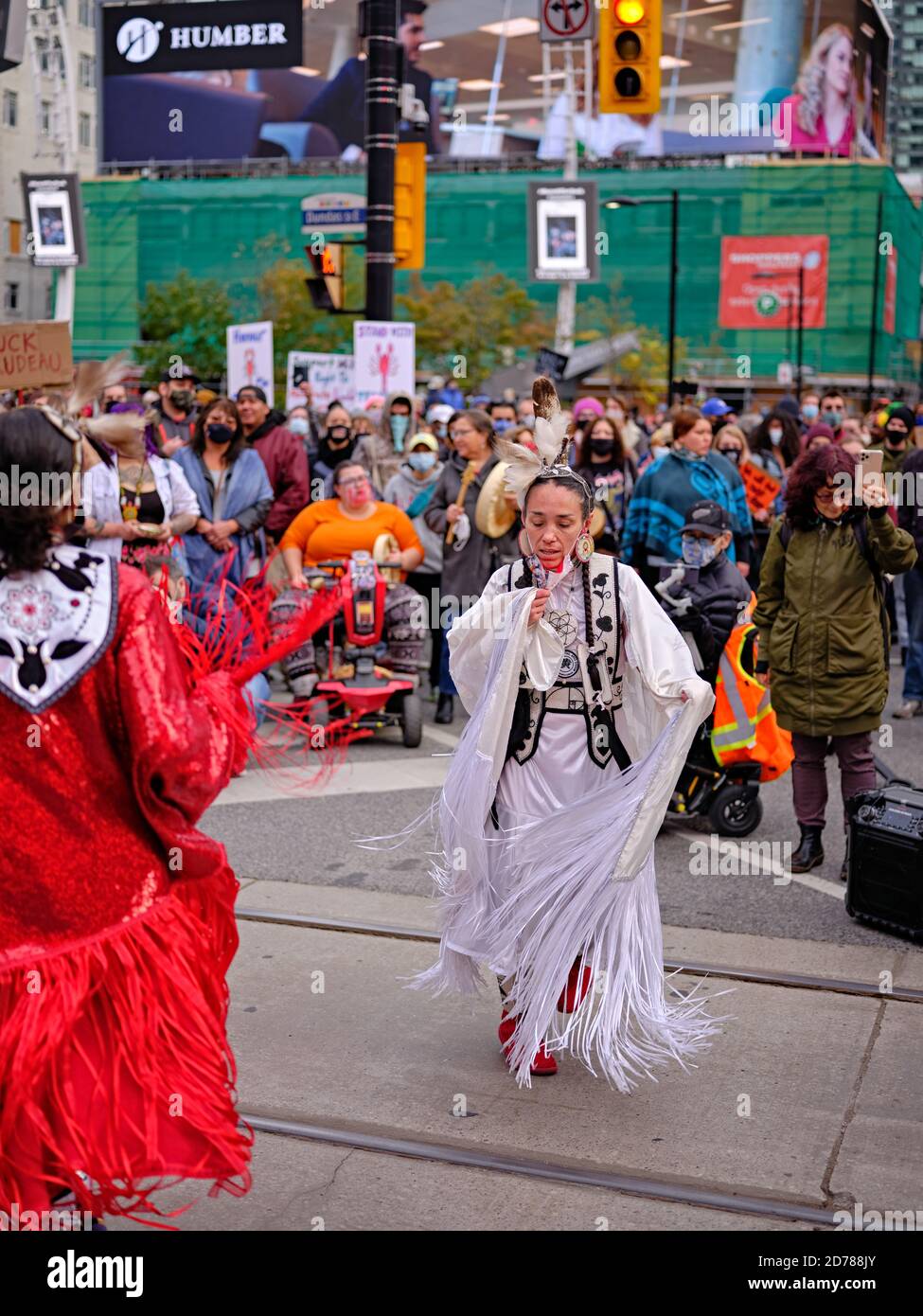 Atlantic Canada native Mikmaq fishers protest in Toronto Stock Photo ...