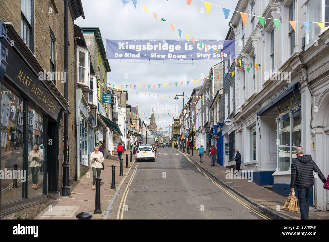 Kingsbridge devon fore street hi-res stock photography and images - Alamy