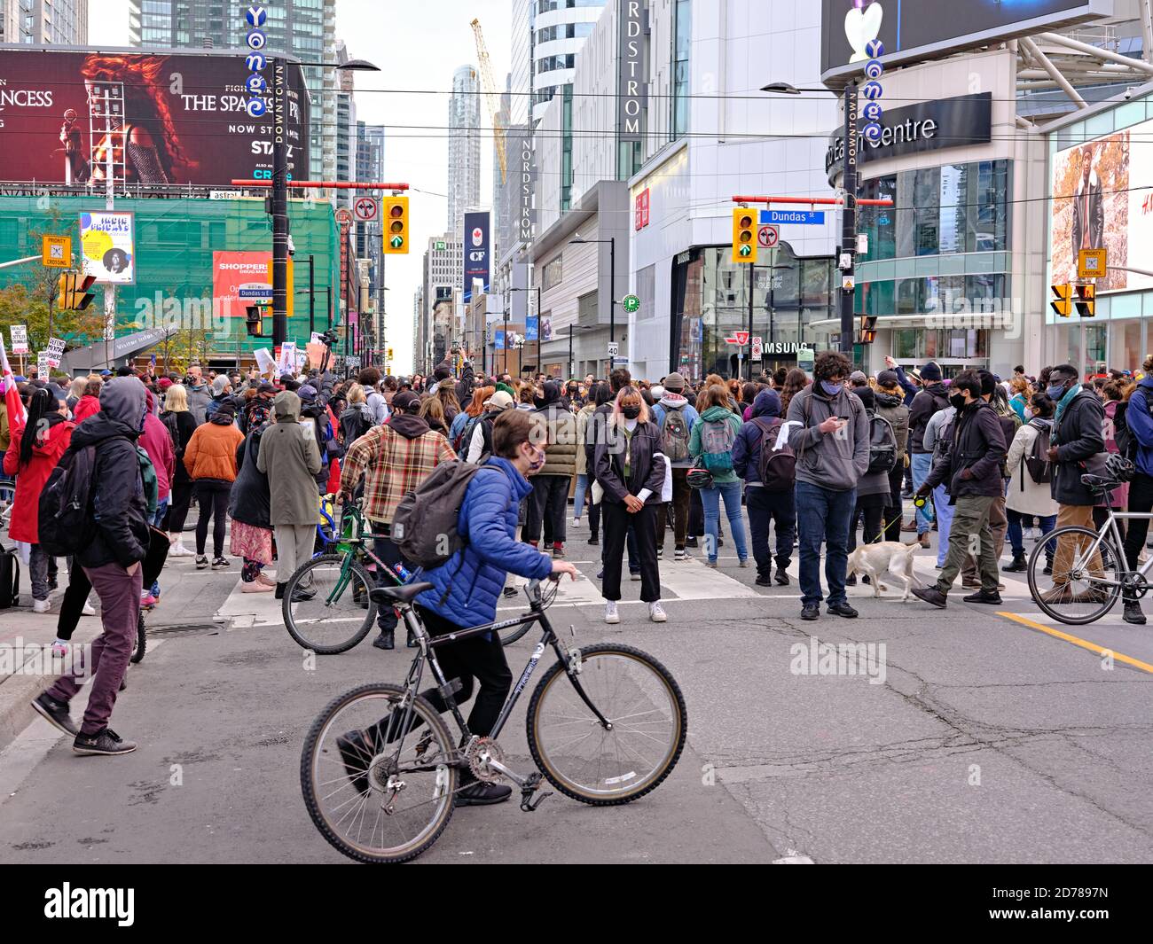 Atlantic Canada native Mikmaq fishers protest in Toronto Stock Photo ...