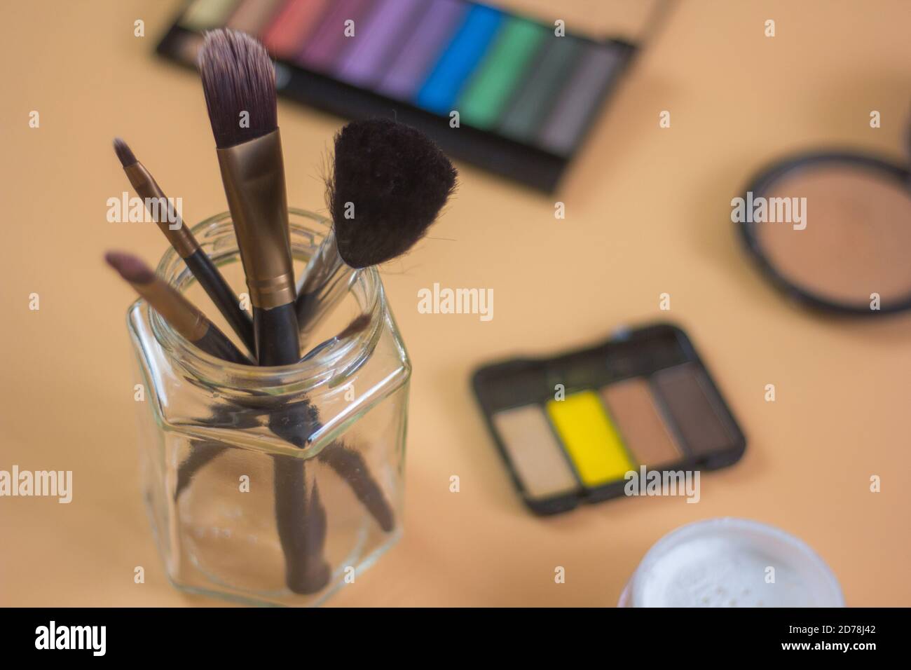 Make up elements on a table Stock Photo - Alamy