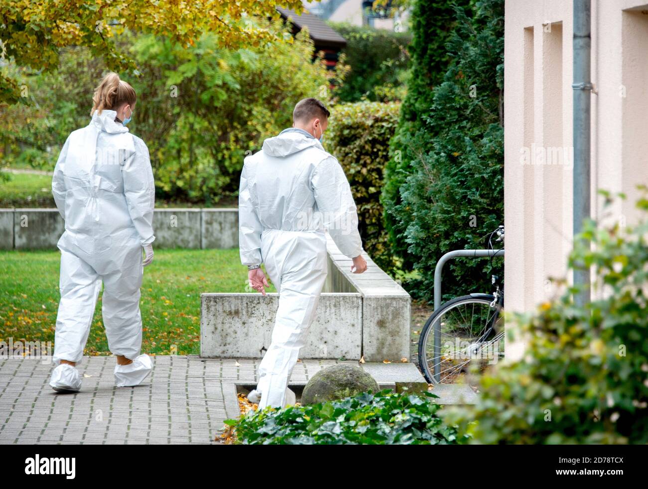 Corpse discovery hi-res stock photography and images - Alamy