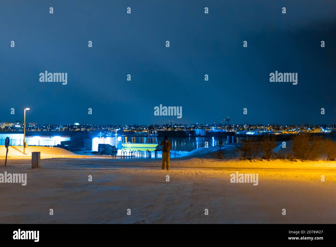 Night photo of Reykjavik city beach. Waterfront lights Stock Photo - Alamy