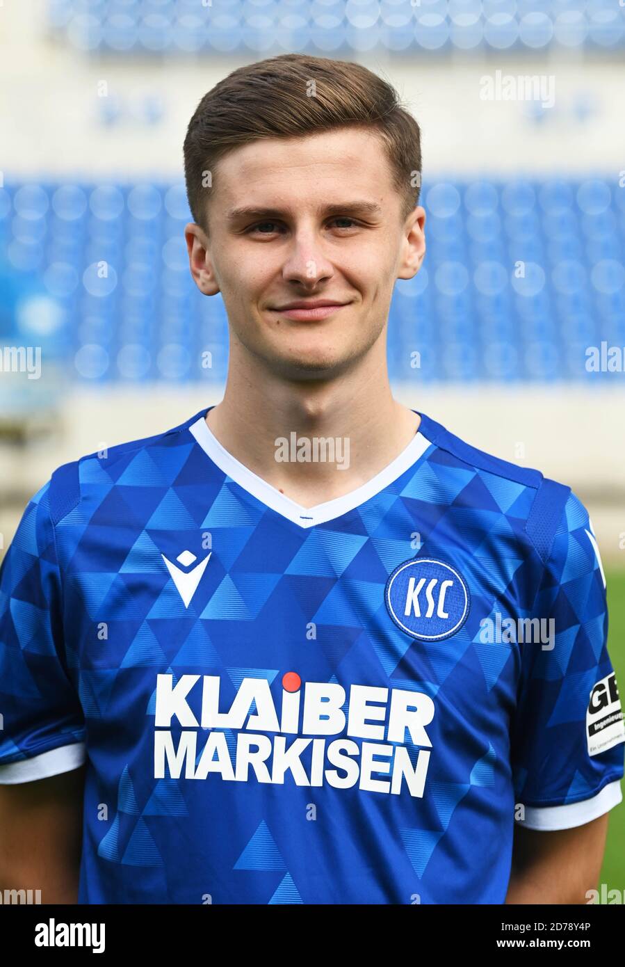 21 October 2020, Baden-Wuerttemberg, Karlsruhe: Football, 2nd ...