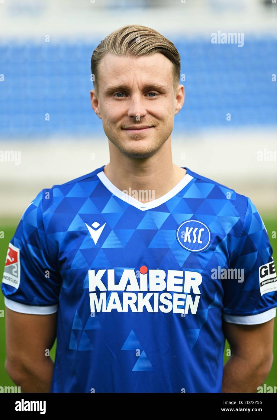 21 October 2020, Baden-Wuerttemberg, Karlsruhe: Football, 2nd ...