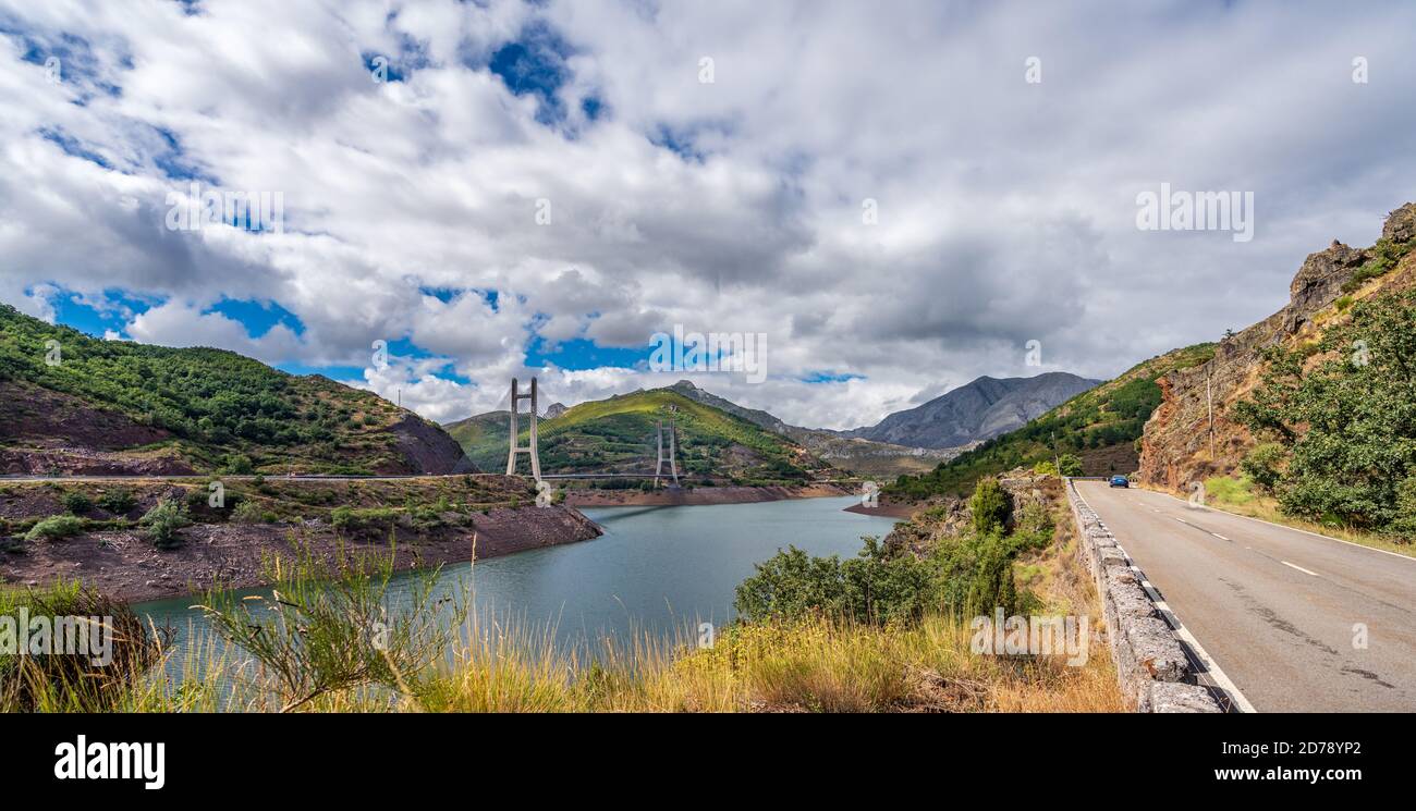 Barrios de luna reservoir with dam leon hi-res stock photography and ...