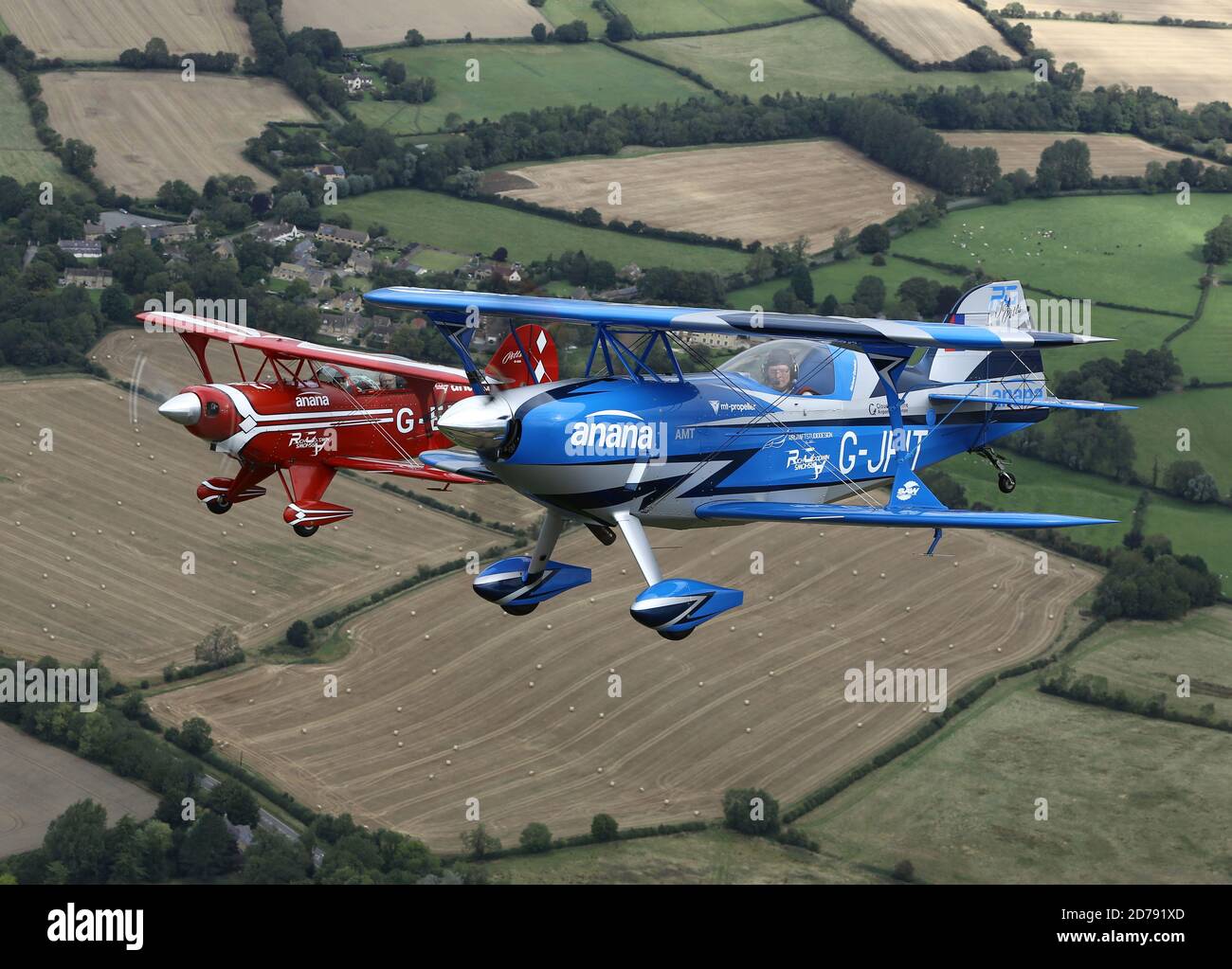 Flying in formation with two of the Rich Goodwin Airshows Pitts ...