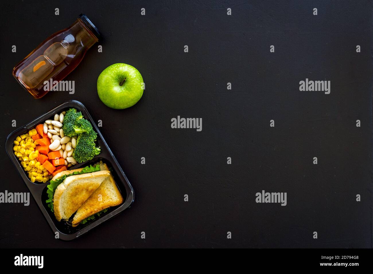 Overhead view of food delivery lunch boxes with meal Stock Photo - Alamy