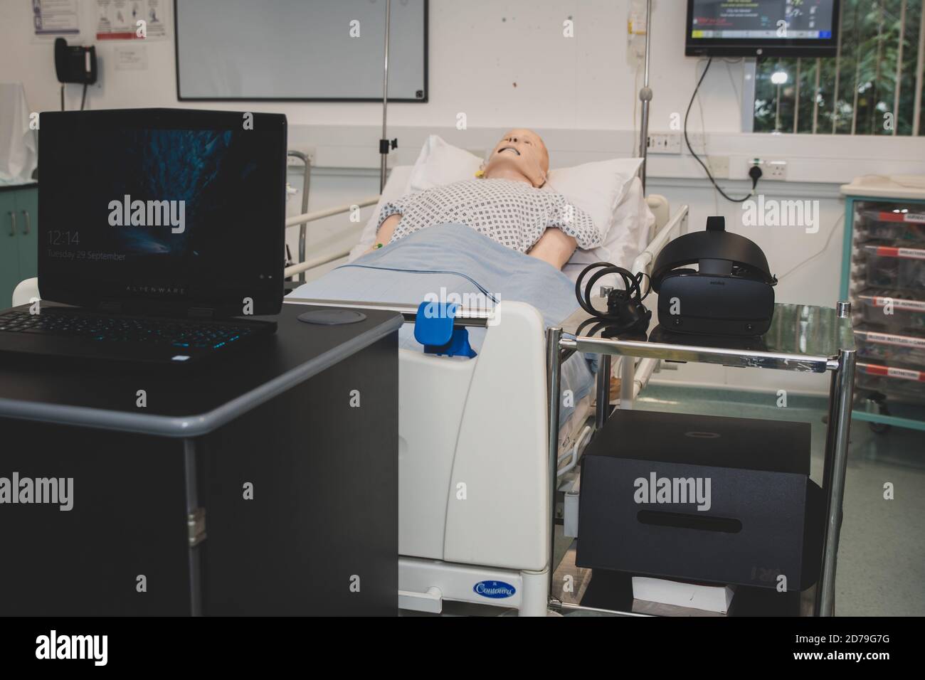 Brain simulation lab hi-res stock photography and images - Alamy