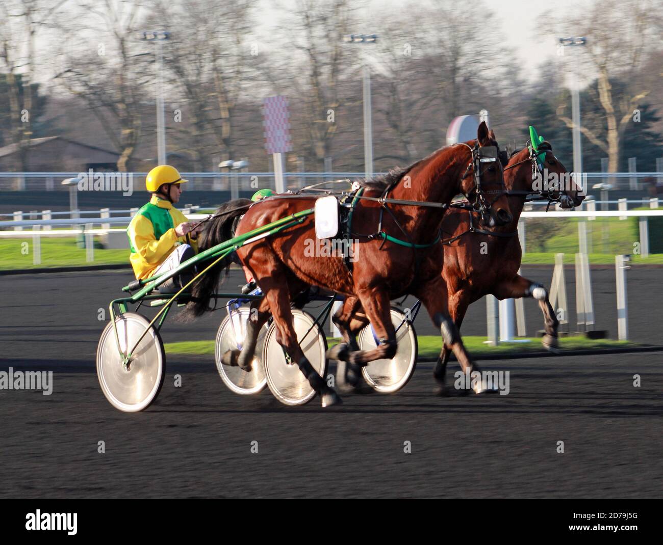 Paris, courses de chevaux sur l'hippodrome de Vincennes Stock Photo - Alamy