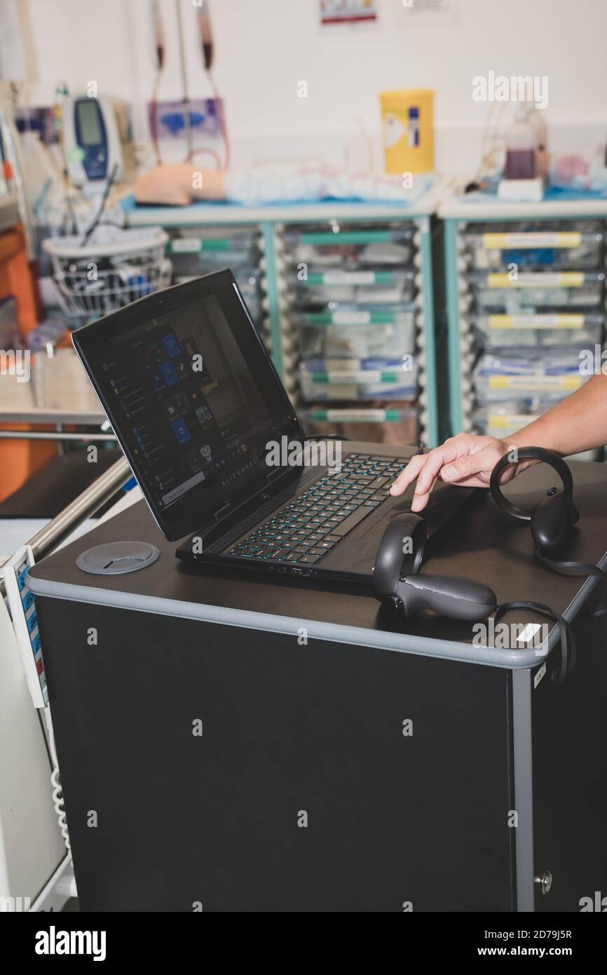 Body computer system hi-res stock photography and images - Alamy